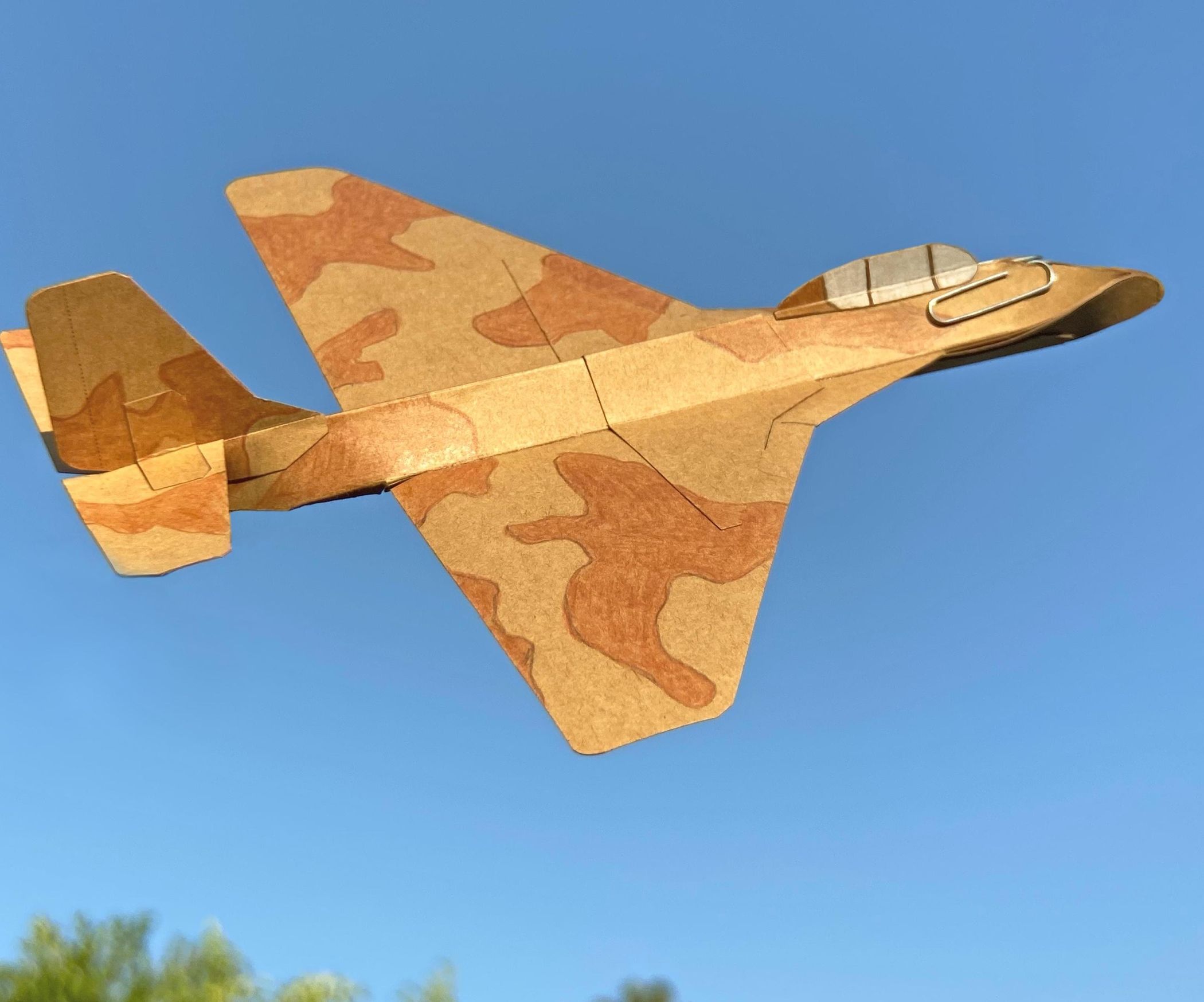 Card Stock Delta Jet Airplane : 11 Steps (with Pictures) - Instructables