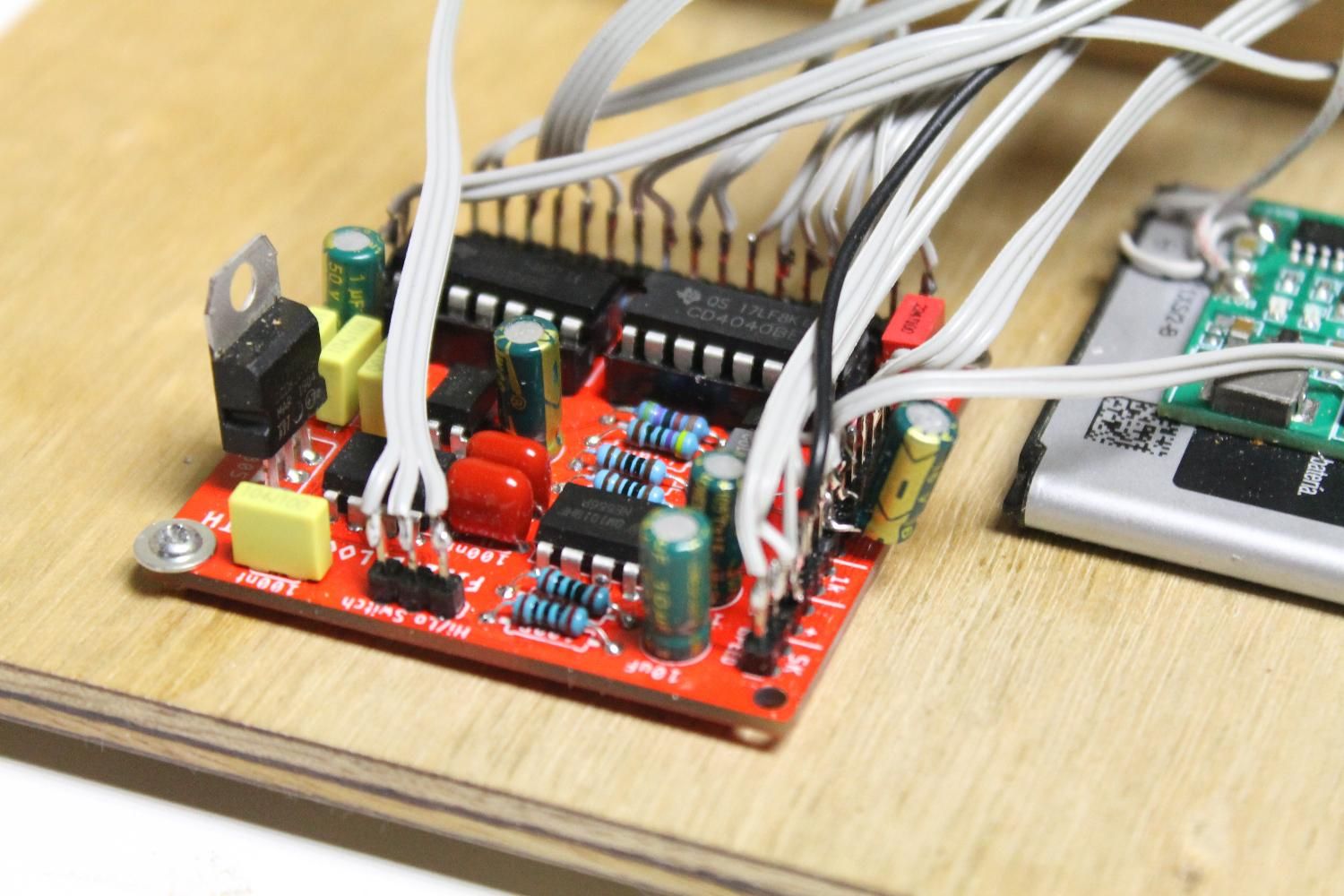 555 Fizzle Loop Synth V4 : 12 Steps (with Pictures) - Instructables