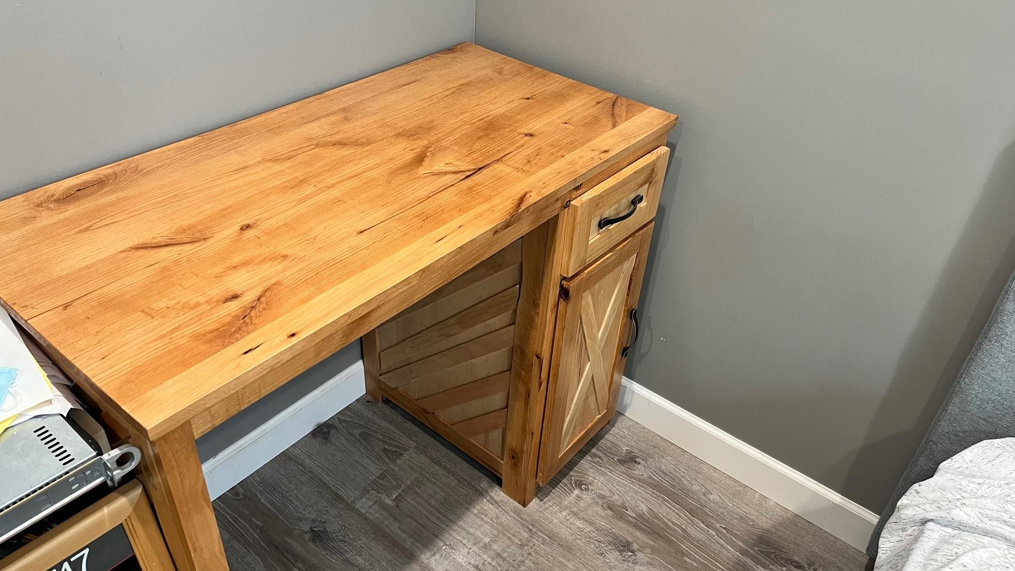 Design a Desk in Fusion 360 : 7 Steps - Instructables