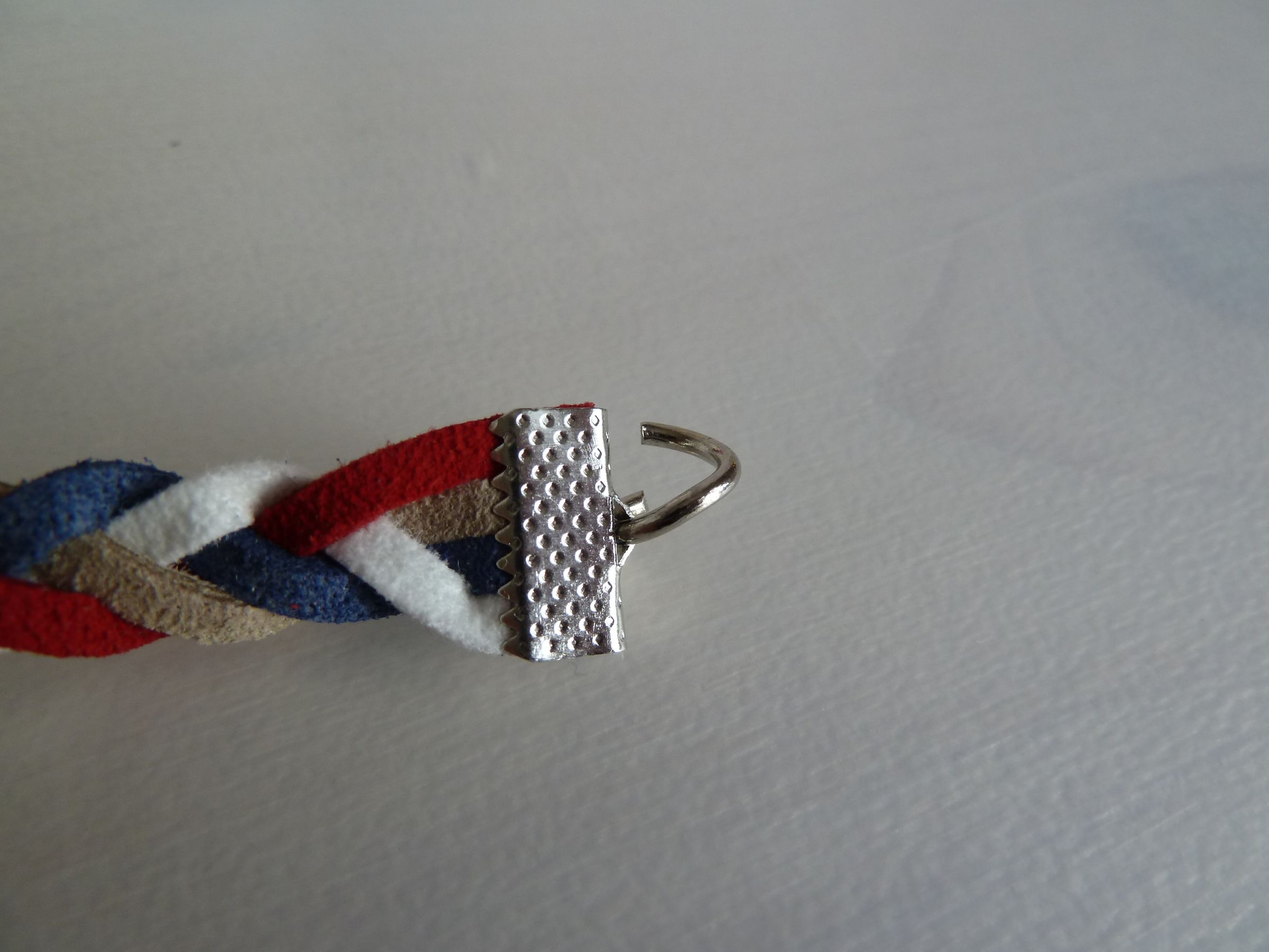 Four Strands Braided Bracelets : 8 Steps (with Pictures) - Instructables