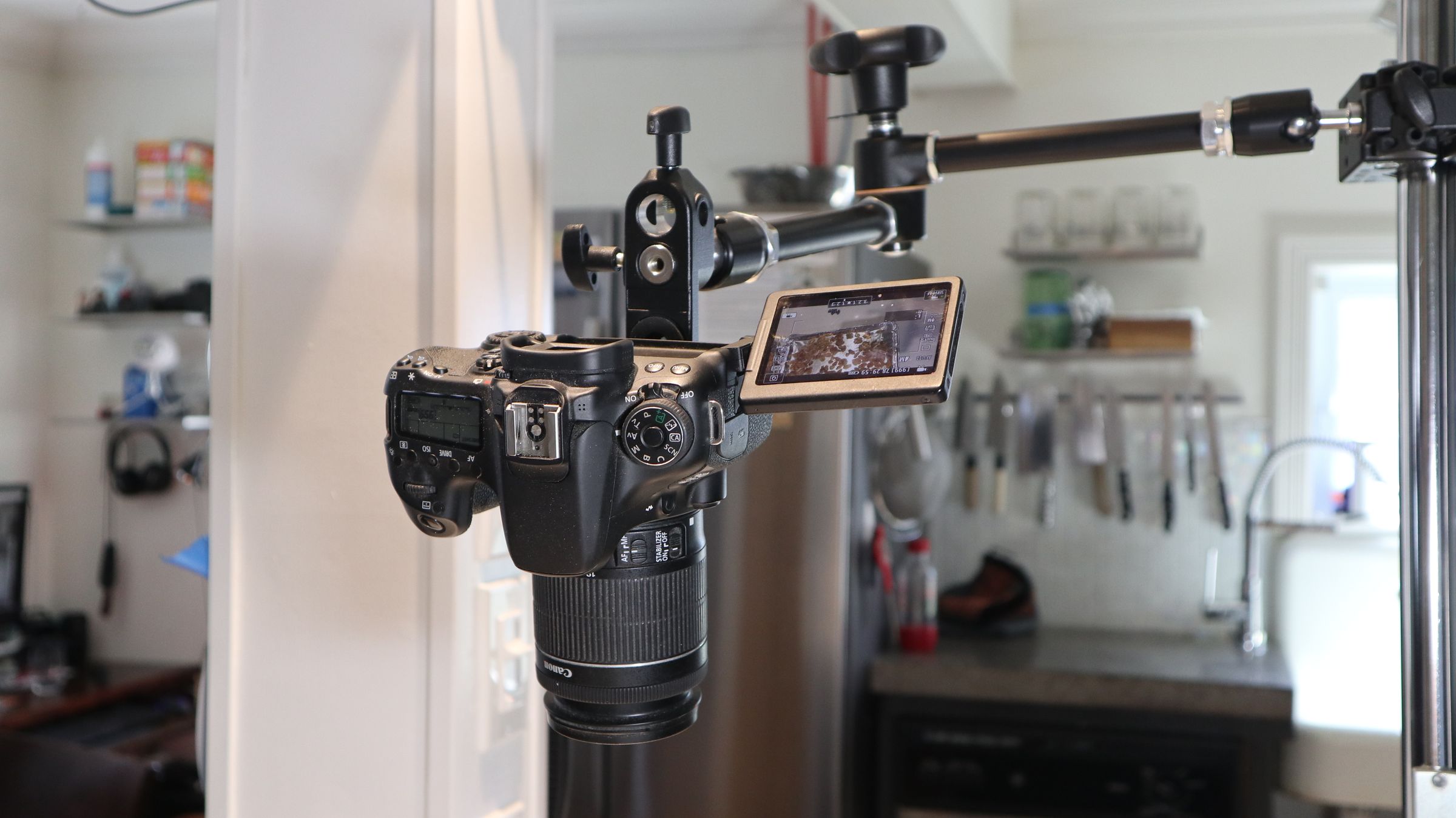 Mounting a Camera Overhead : 4 Steps (with Pictures) - Instructables