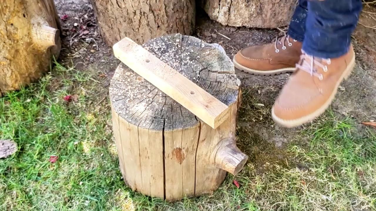 DIY: Build a Ladder and Cut the Tree - Removing Large Trees Near Fences ...