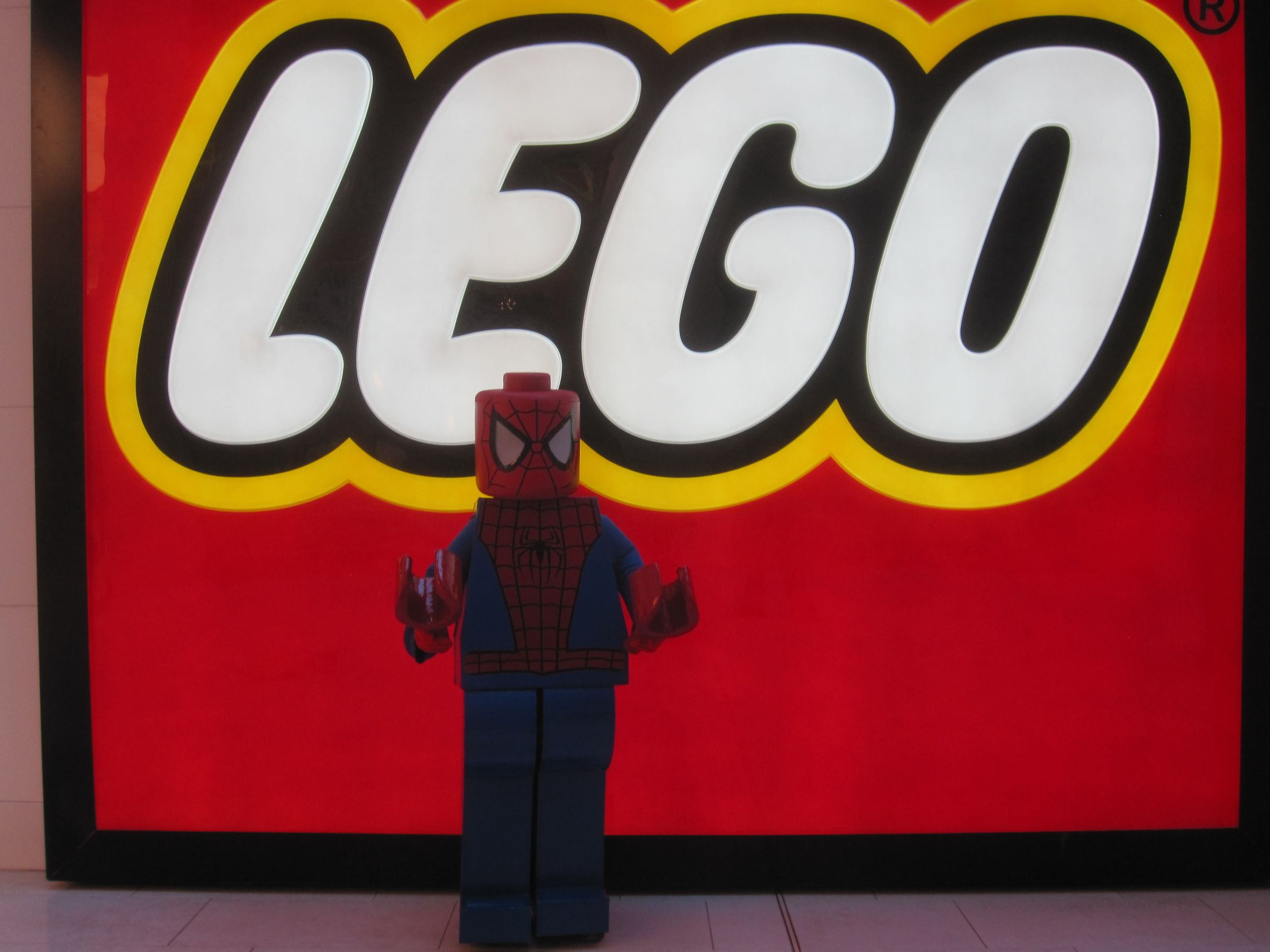Lego Spider-Man Halloween Costume : 5 Steps (with Pictures) - Instructables