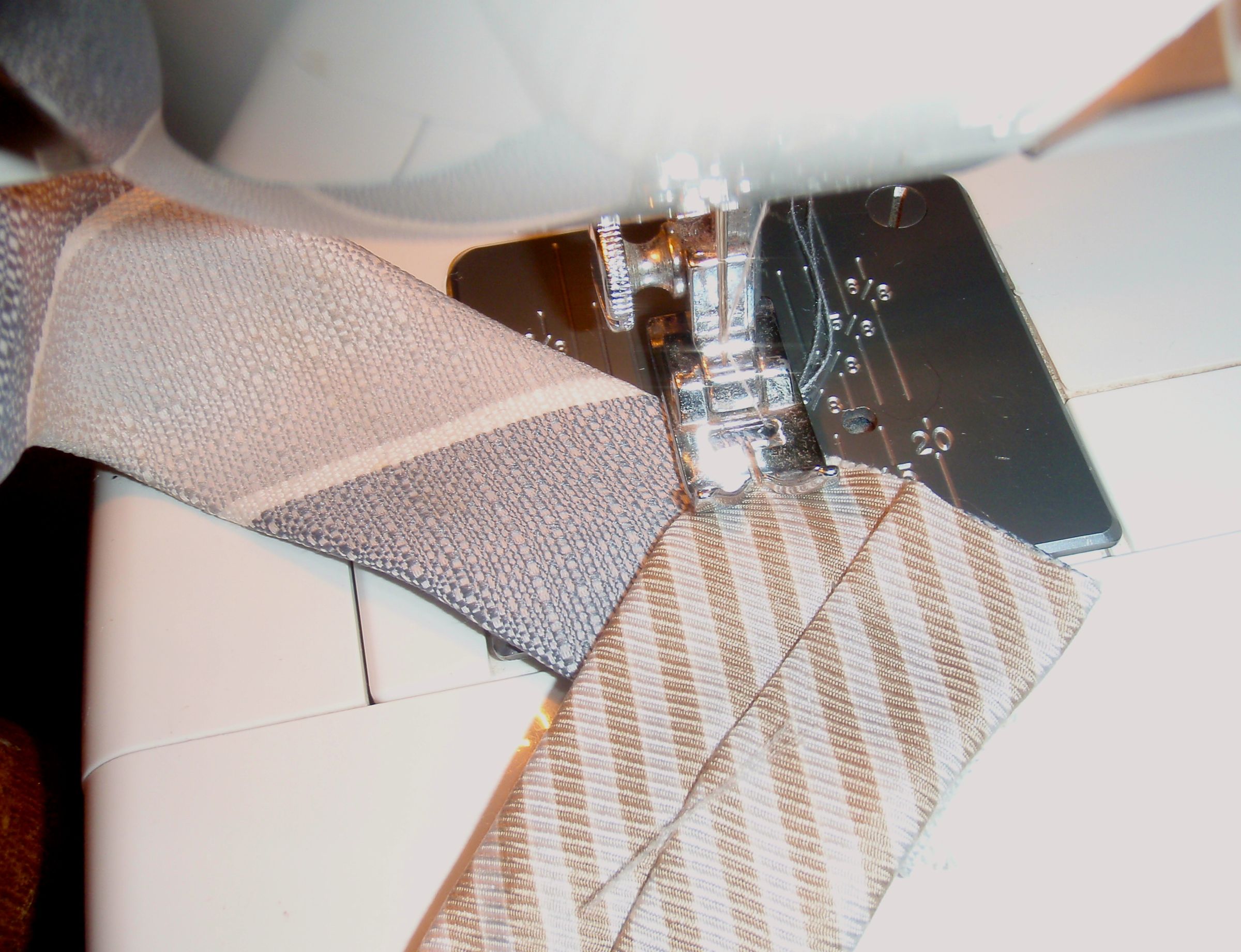 Heirloom Necktie Chair : 8 Steps (with Pictures) - Instructables