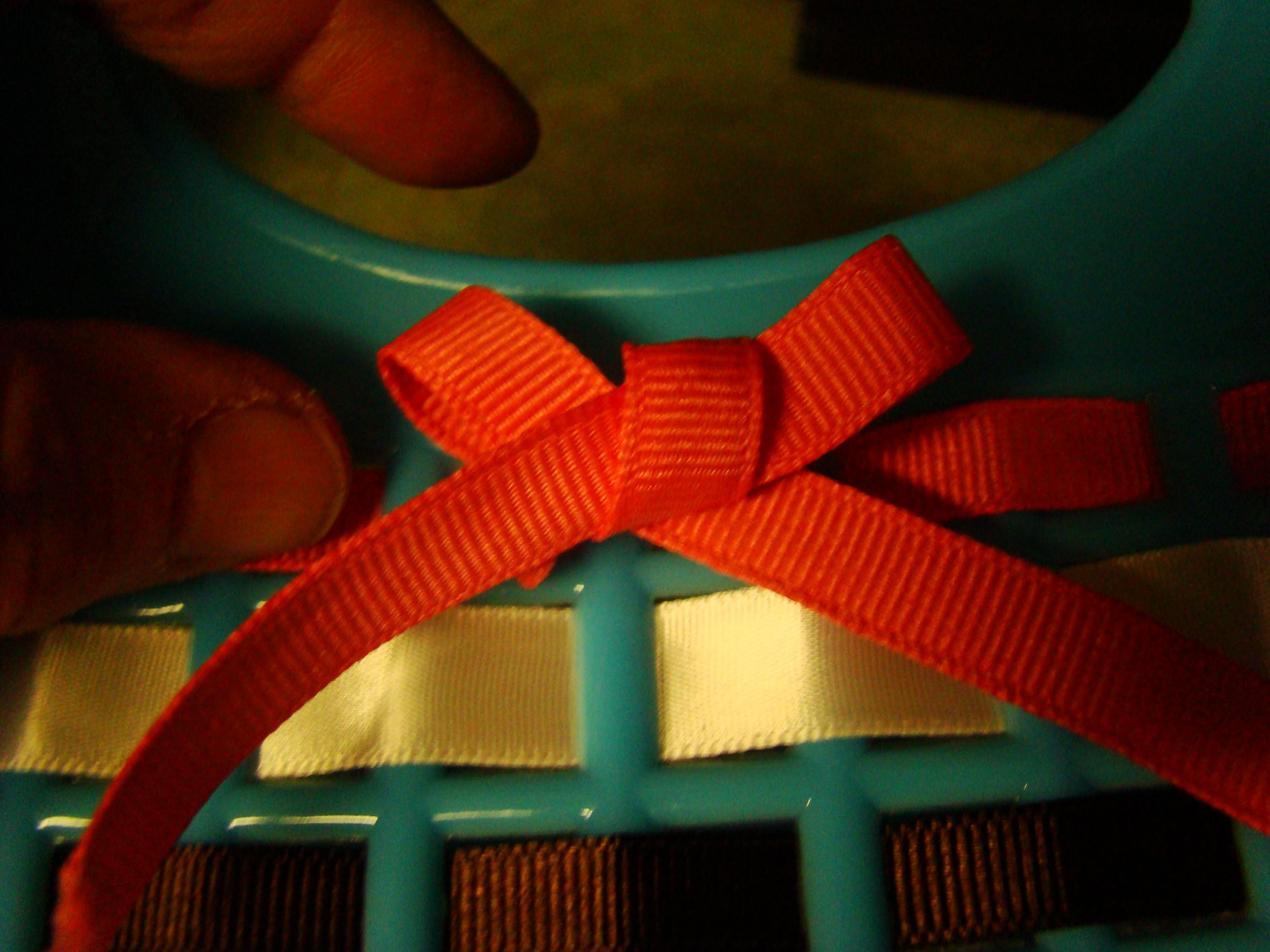 A Wonderful Ribbon and Plastic Basket : 17 Steps - Instructables