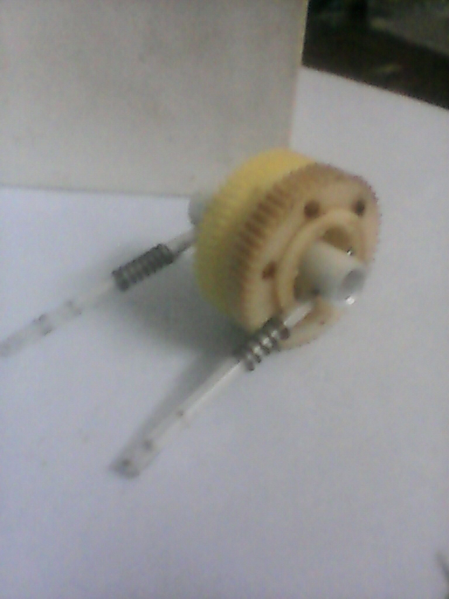 SIMPLE OBSTACLE DETECTING ROVER : 9 Steps - Instructables