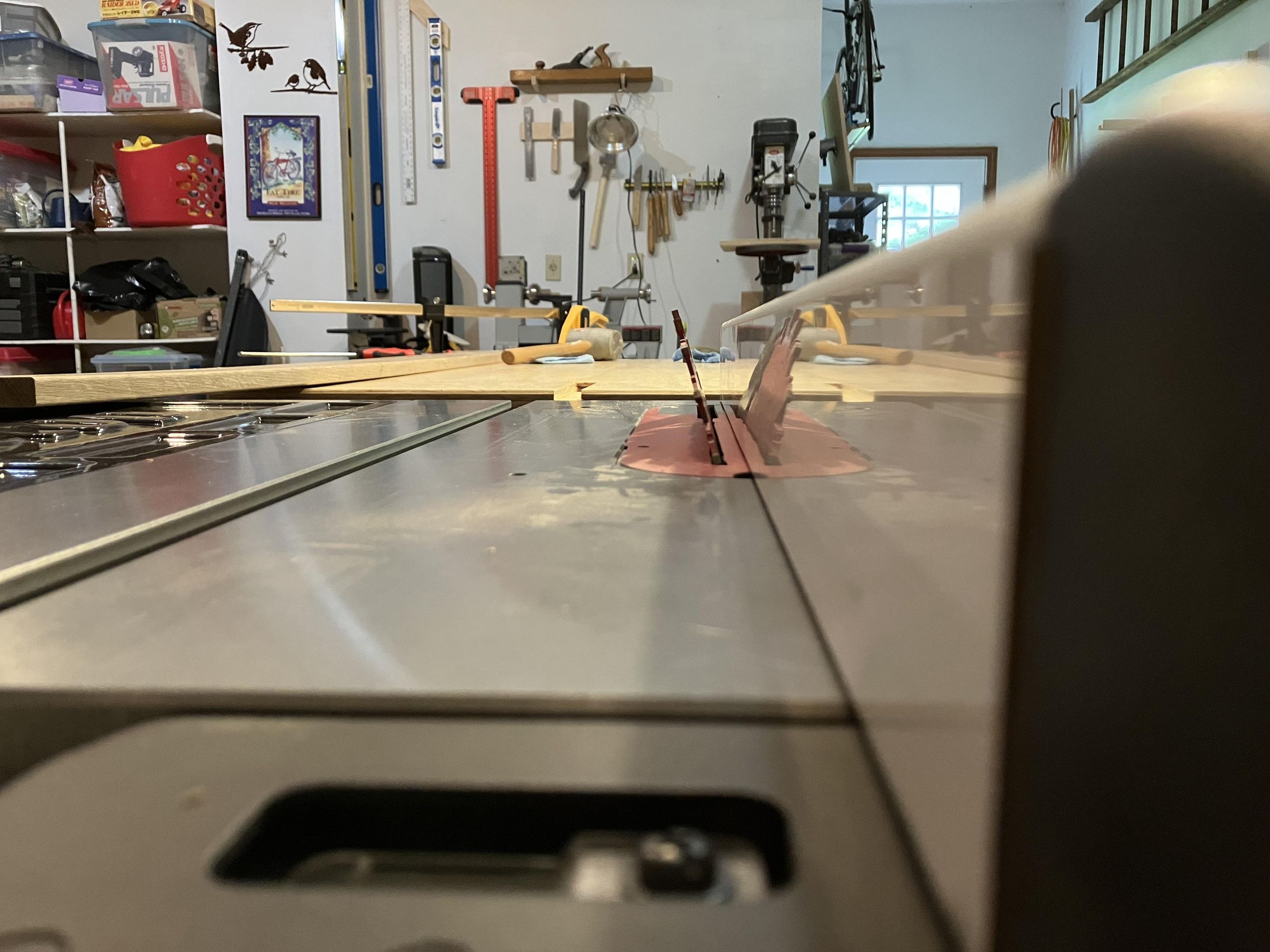 Modern Bookcase : 5 Steps (with Pictures) - Instructables