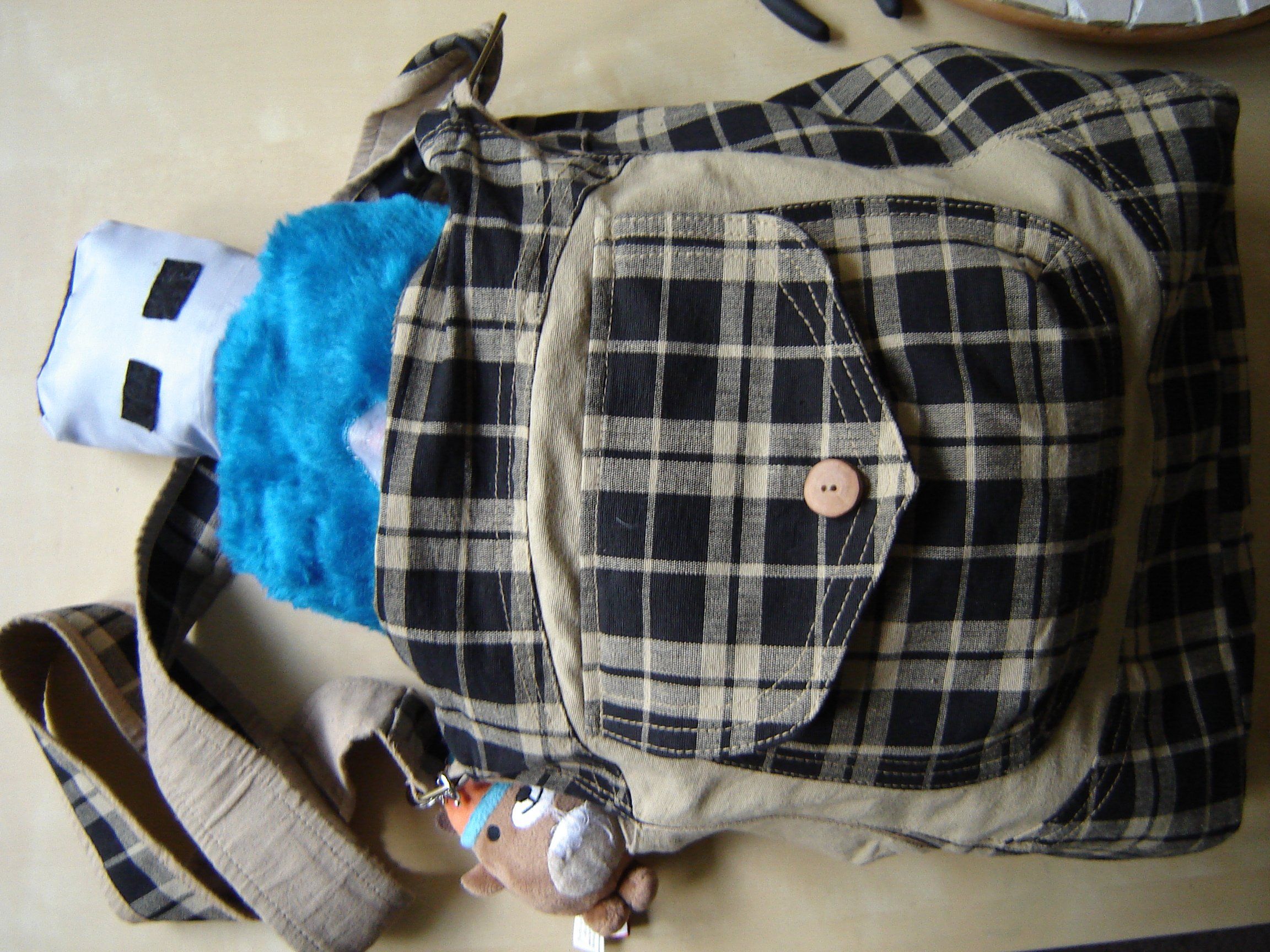 Over-sized Plush Flash Drive : 11 Steps (with Pictures) - Instructables