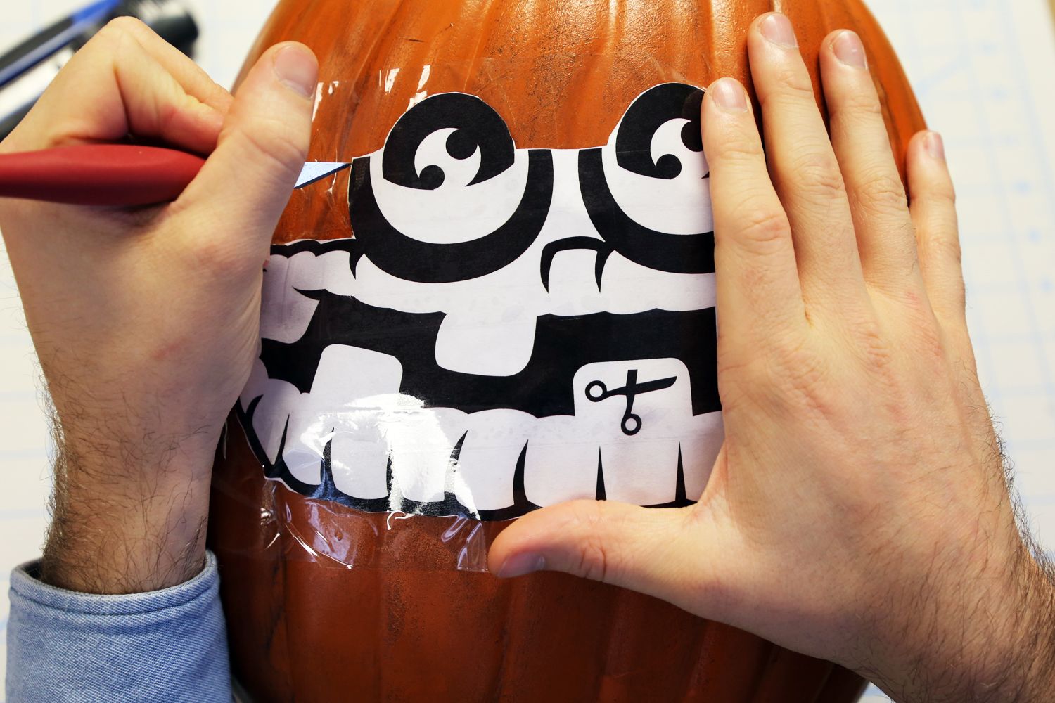 How to Make a Wubbox-O-Lantern : 4 Steps - Instructables