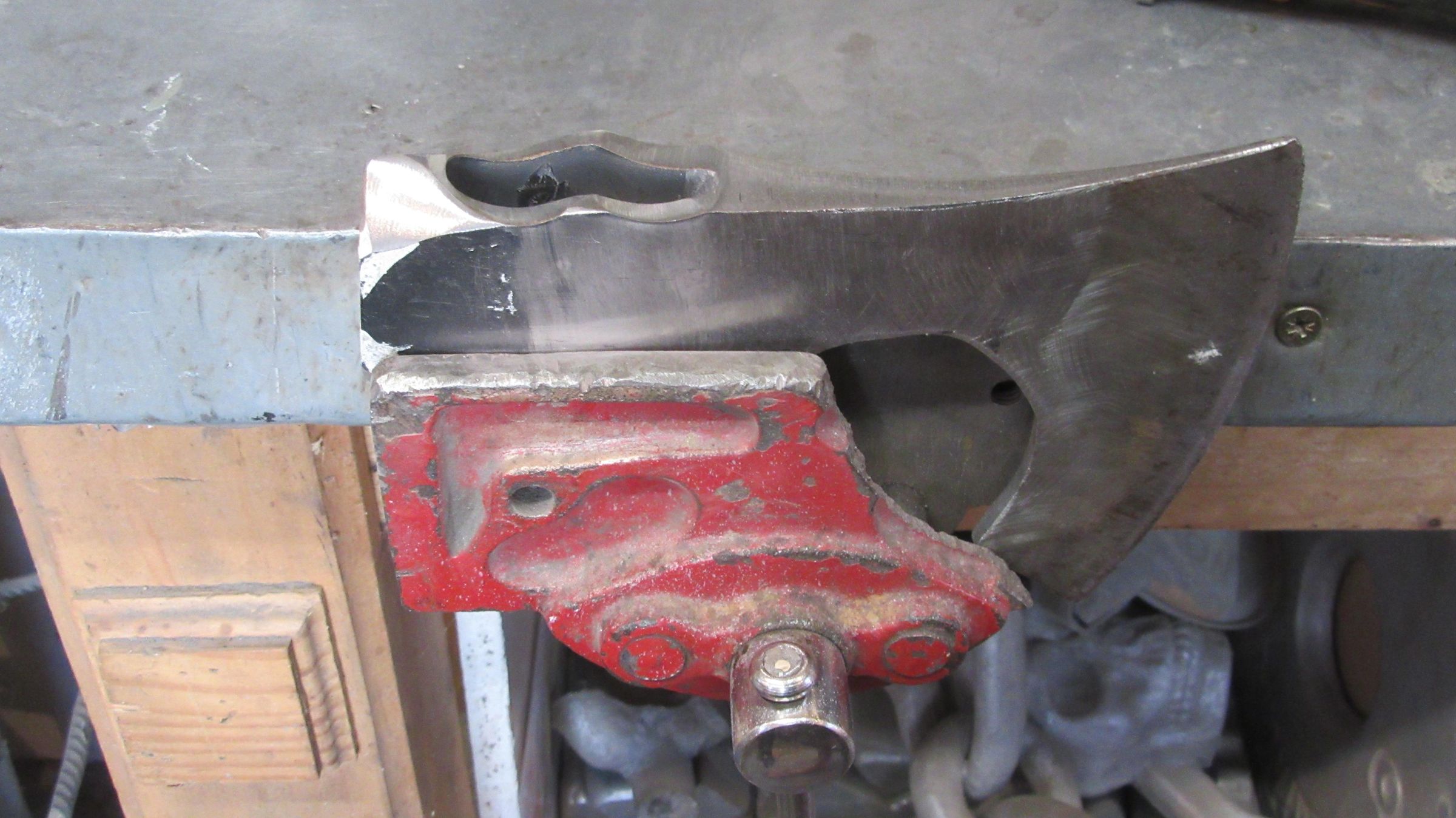 Turning a Cheap Axe Into a Viking Style Axe : 10 Steps (with Pictures ...