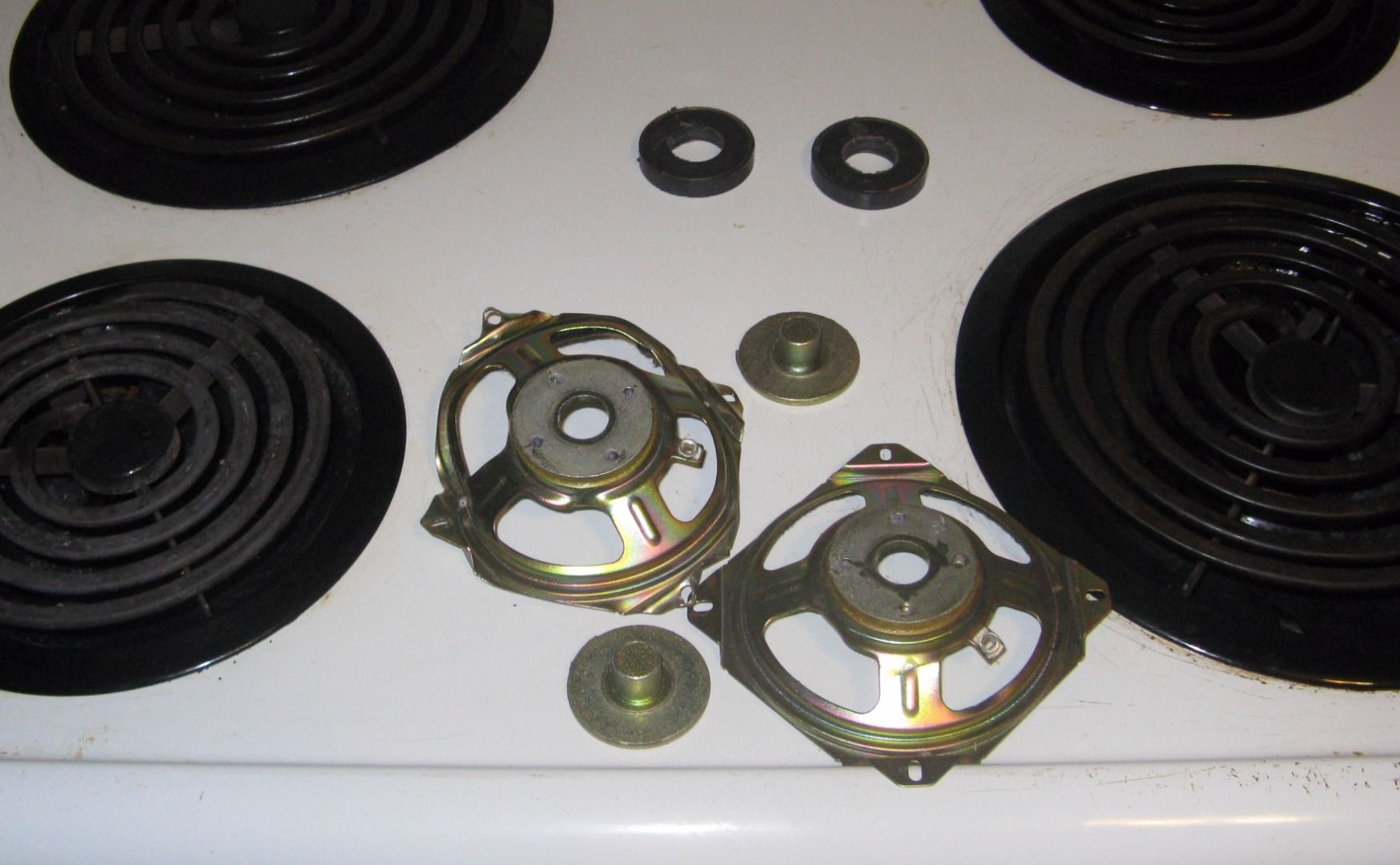 Salvaging Magnets : 4 Steps (with Pictures) - Instructables