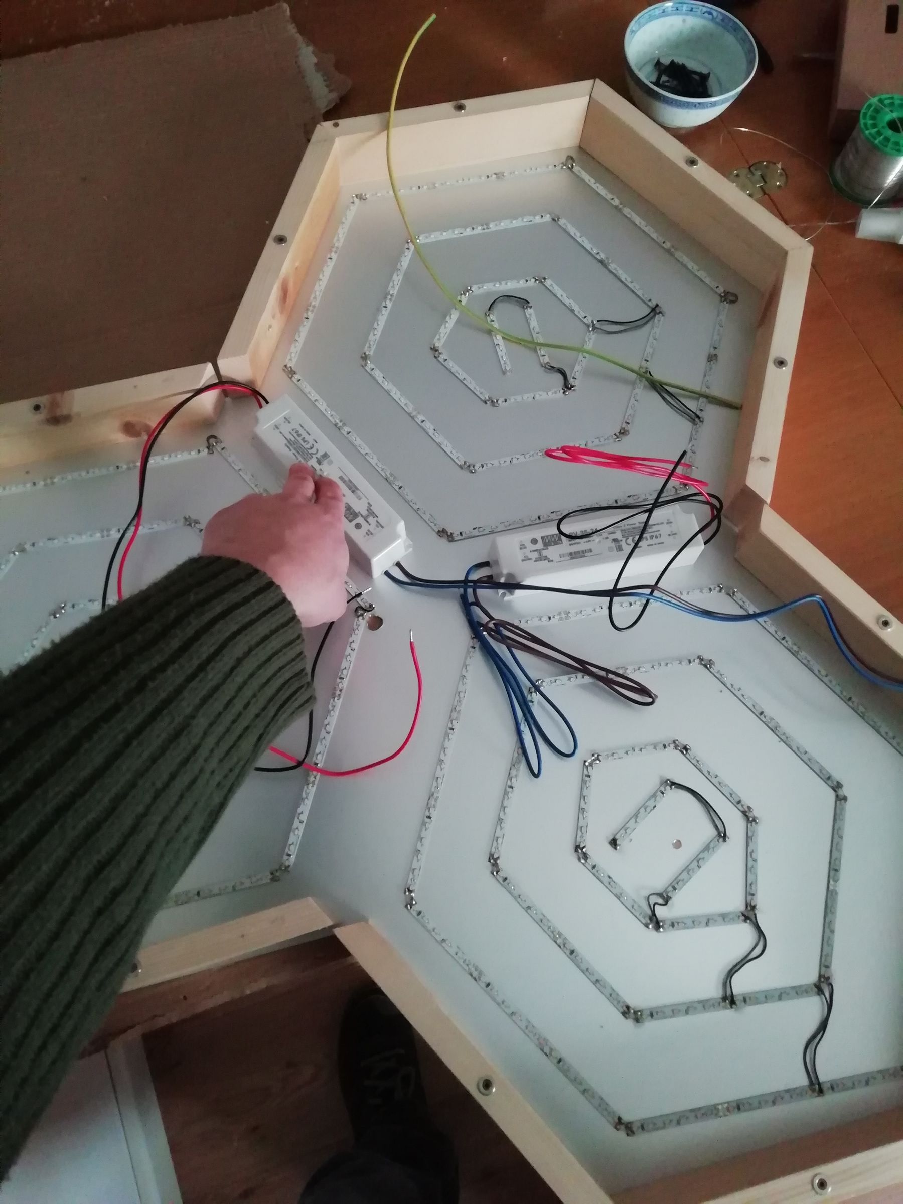 Honeycomb LED Panels : 14 Steps (with Pictures) - Instructables