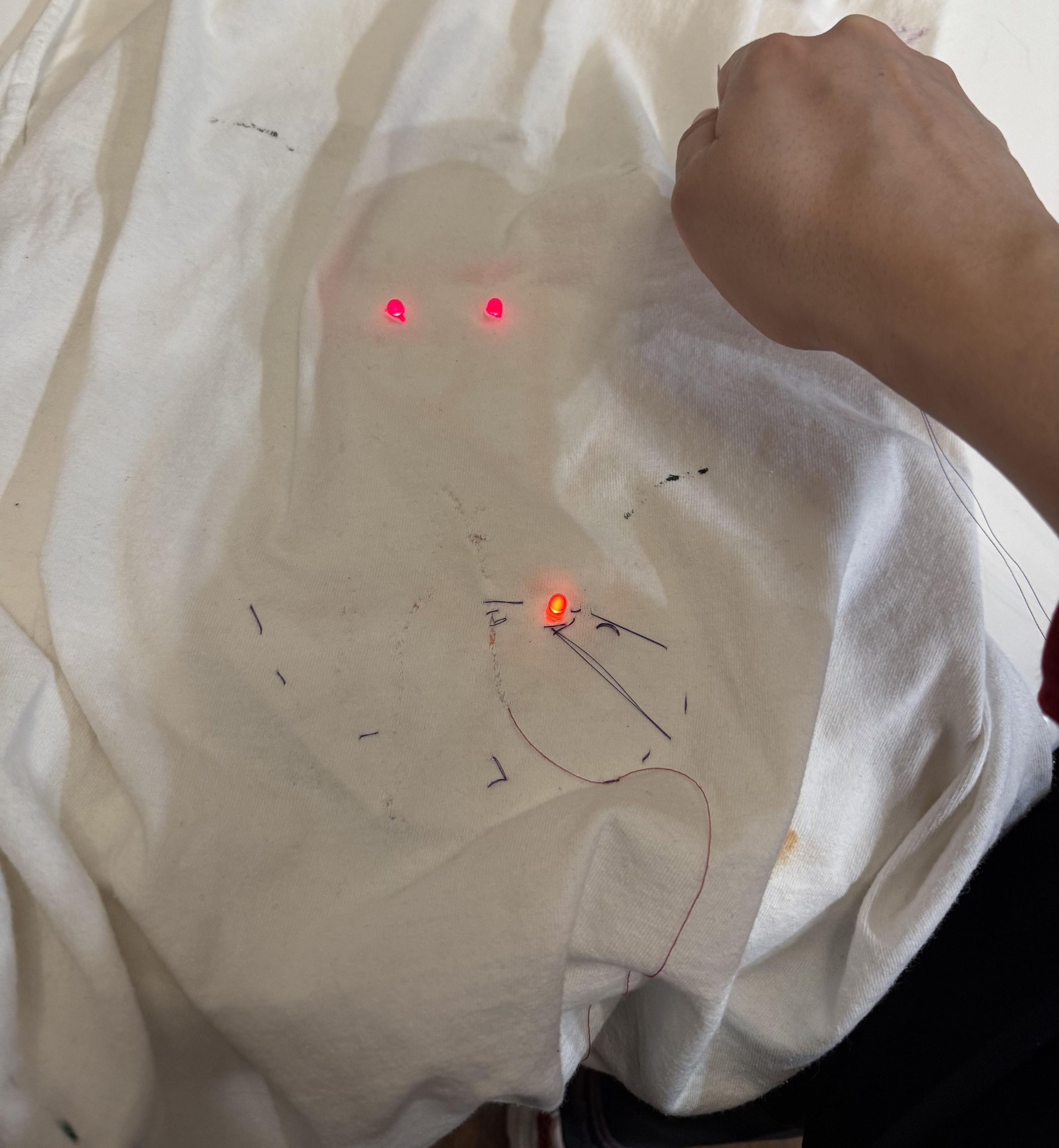 Wearable Basic Circuitry : 4 Steps - Instructables