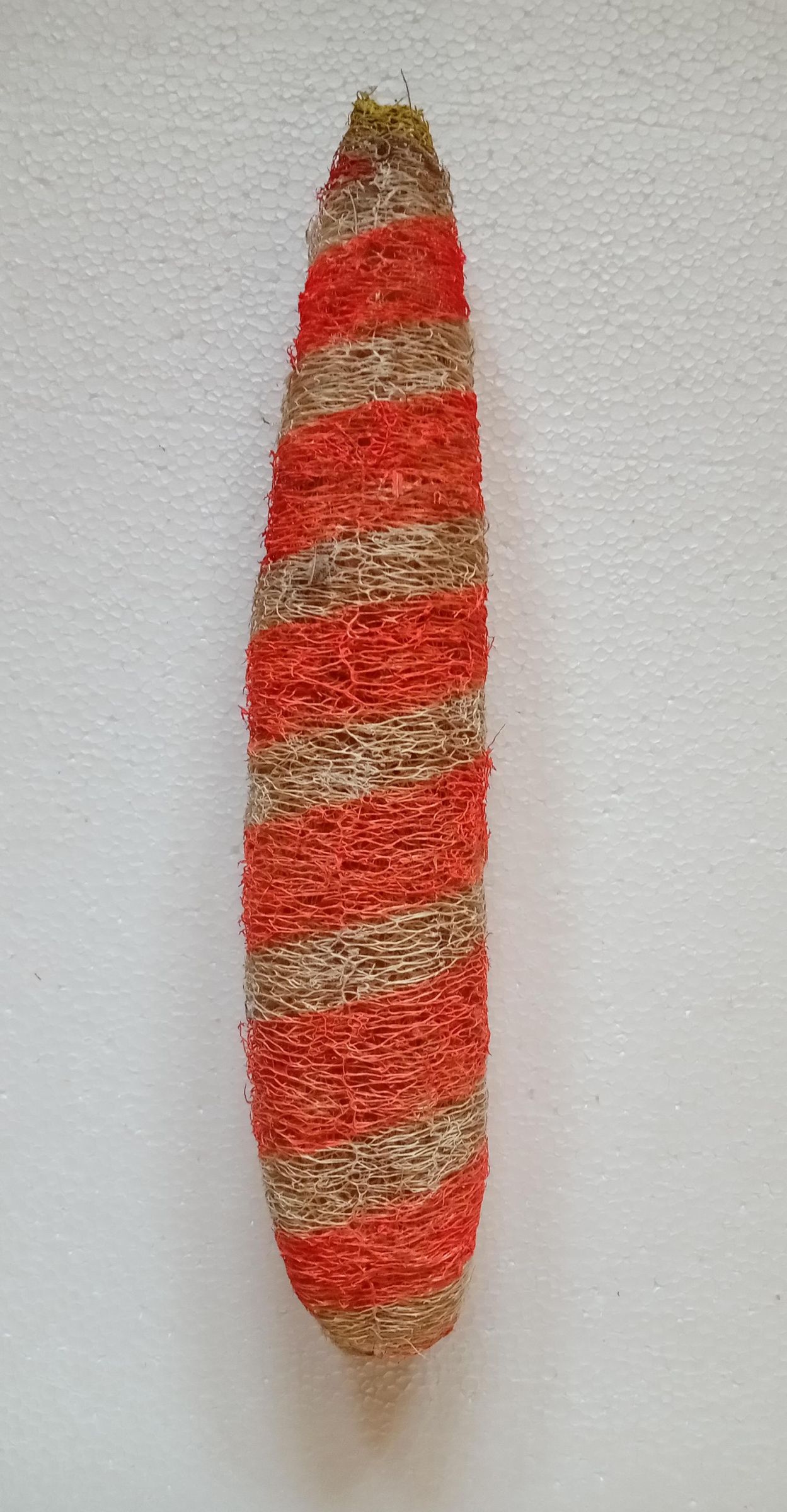 Beautiful Hanging From Dry Sponge Gourd : 10 Steps - Instructables
