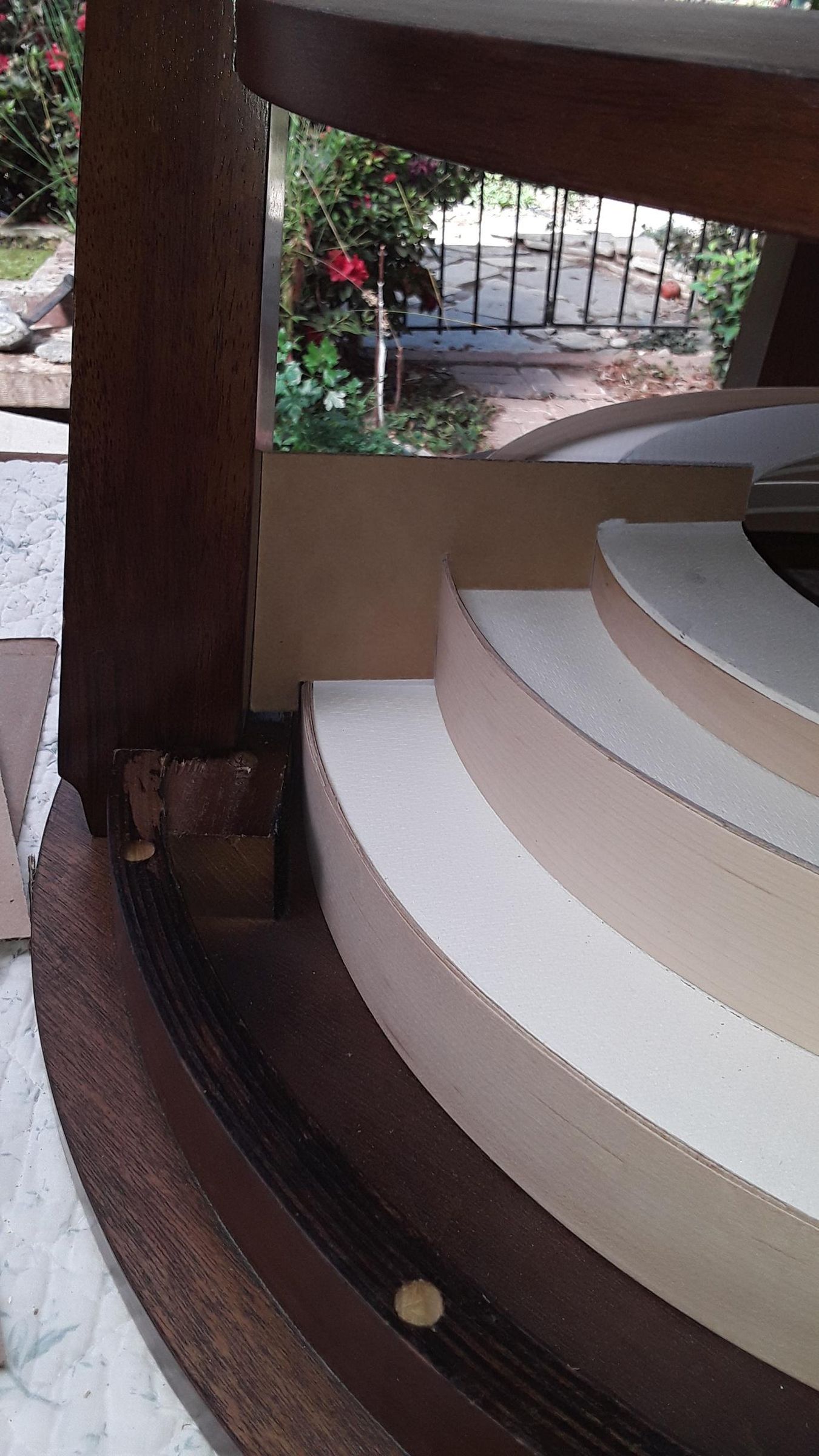 Compass Display Table With Indirect Lighting : 6 Steps (with Pictures ...