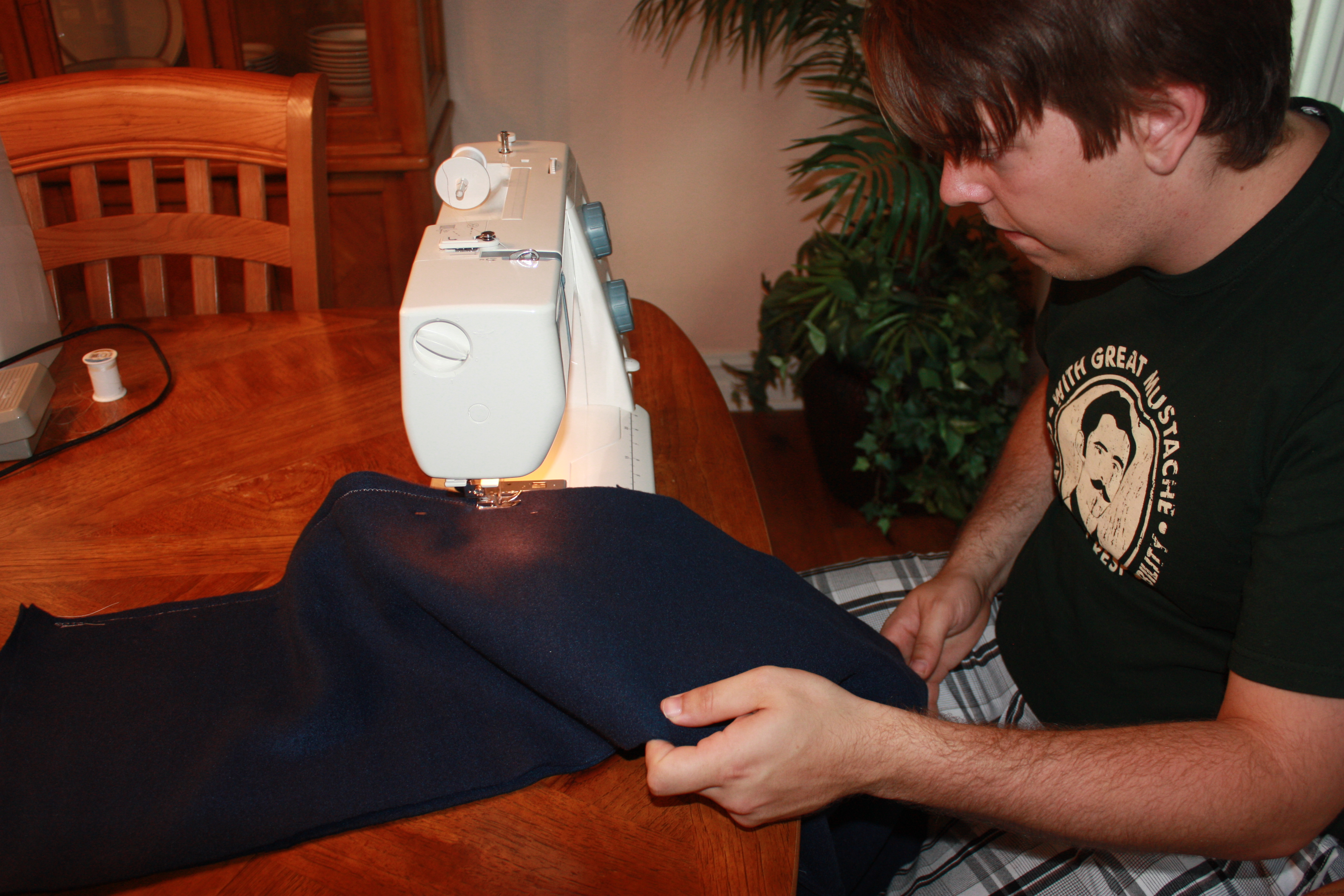 "Snuggie" Character Costume : 19 Steps (with Pictures) - Instructables