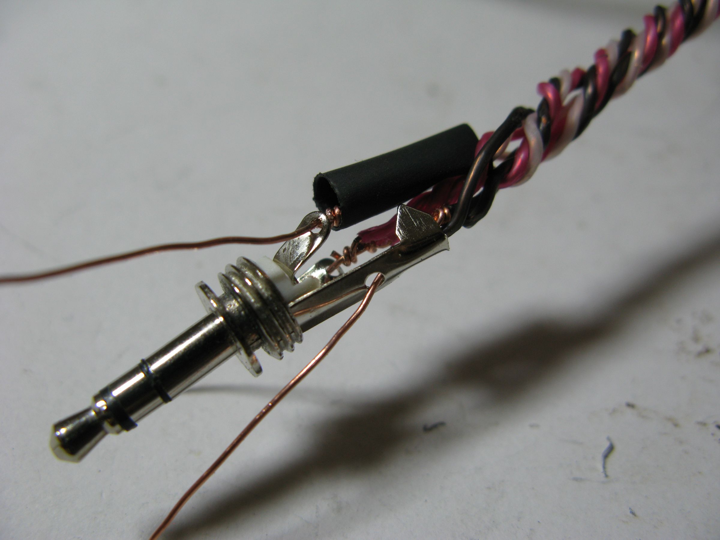 DIY Twisted Audio Cable (Made From Telephone Wires) : 7 Steps ...