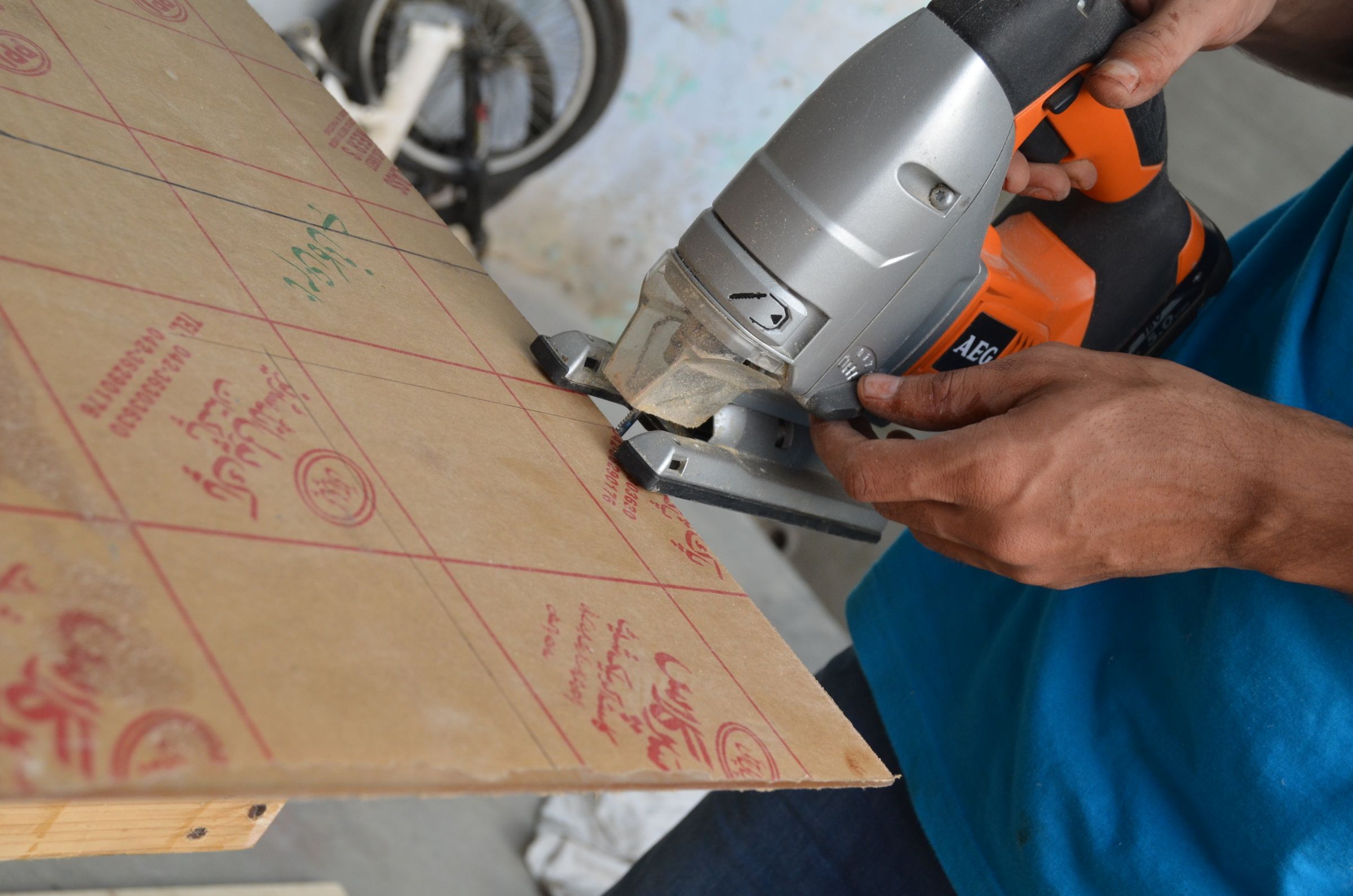 The Classic Wall Clock : 8 Steps (with Pictures) - Instructables