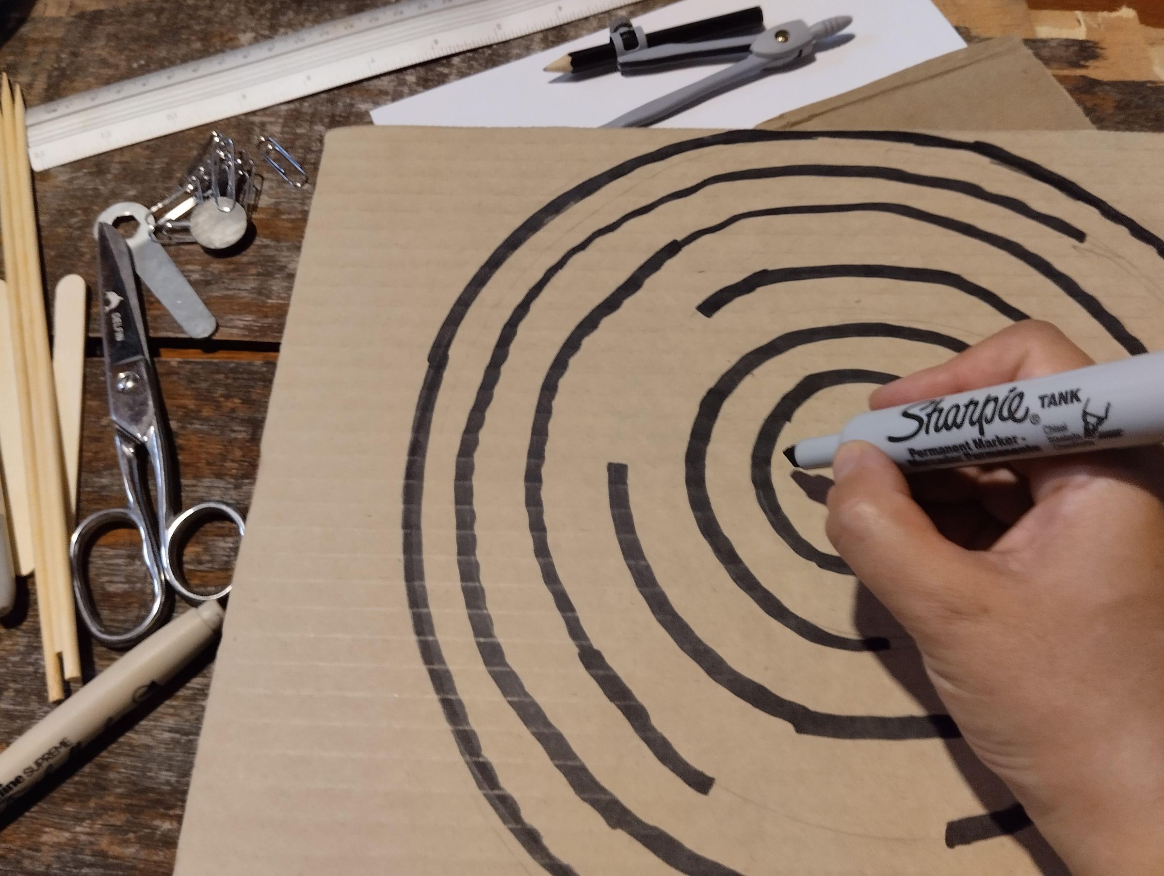 Magnet Maze - Laberinto Magnético : 3 Steps - Instructables