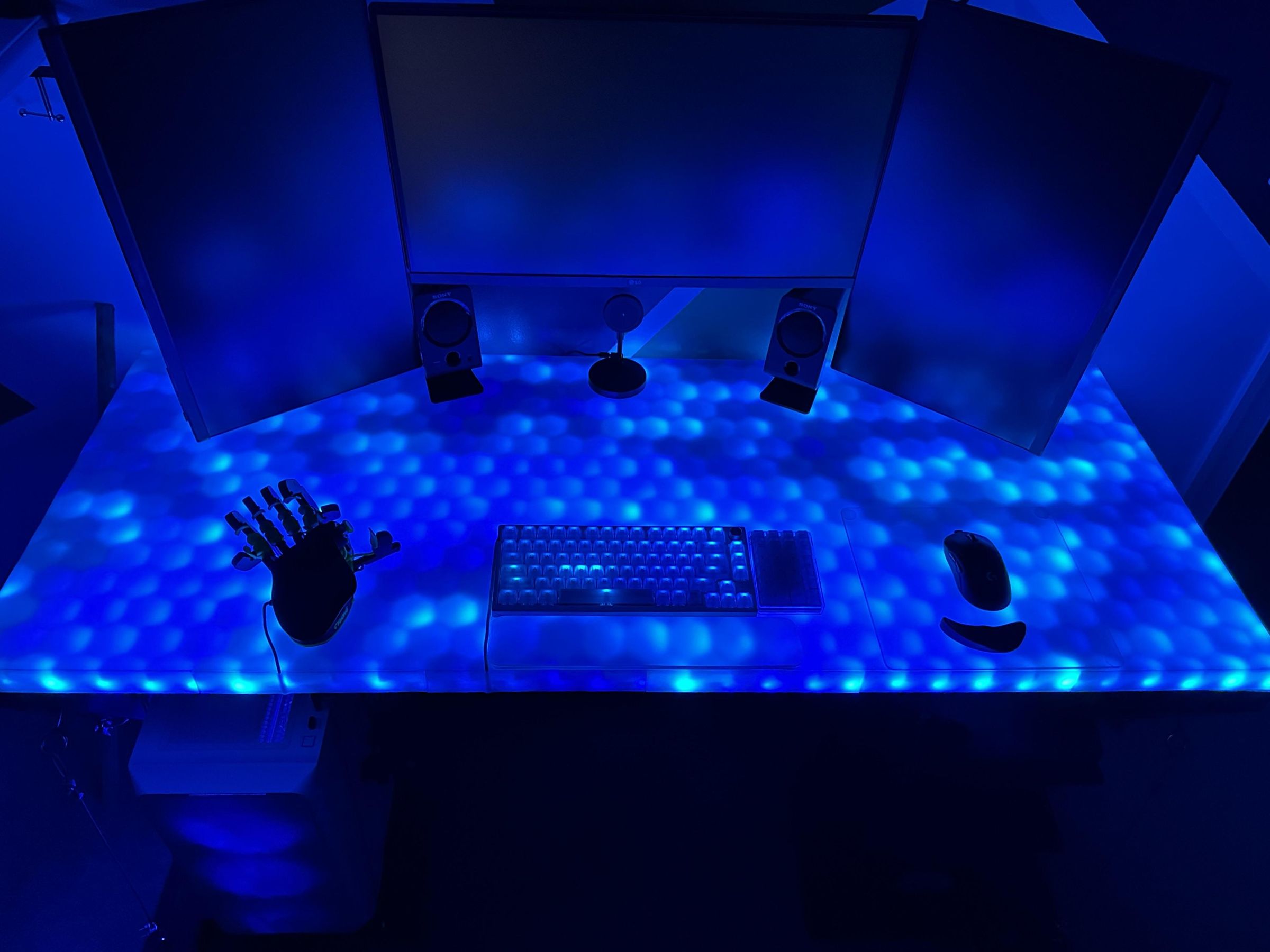 LED Desk Surface Matrix (No Coding) : 9 Steps (with Pictures ...