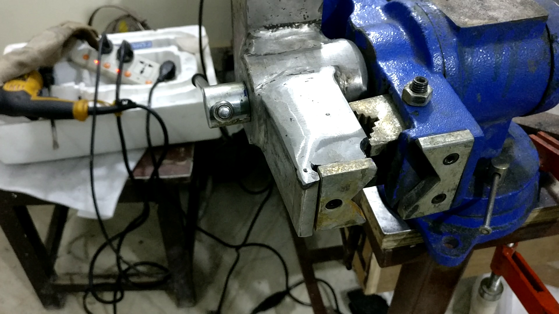 Broken Vise Transformation : 13 Steps (with Pictures) - Instructables
