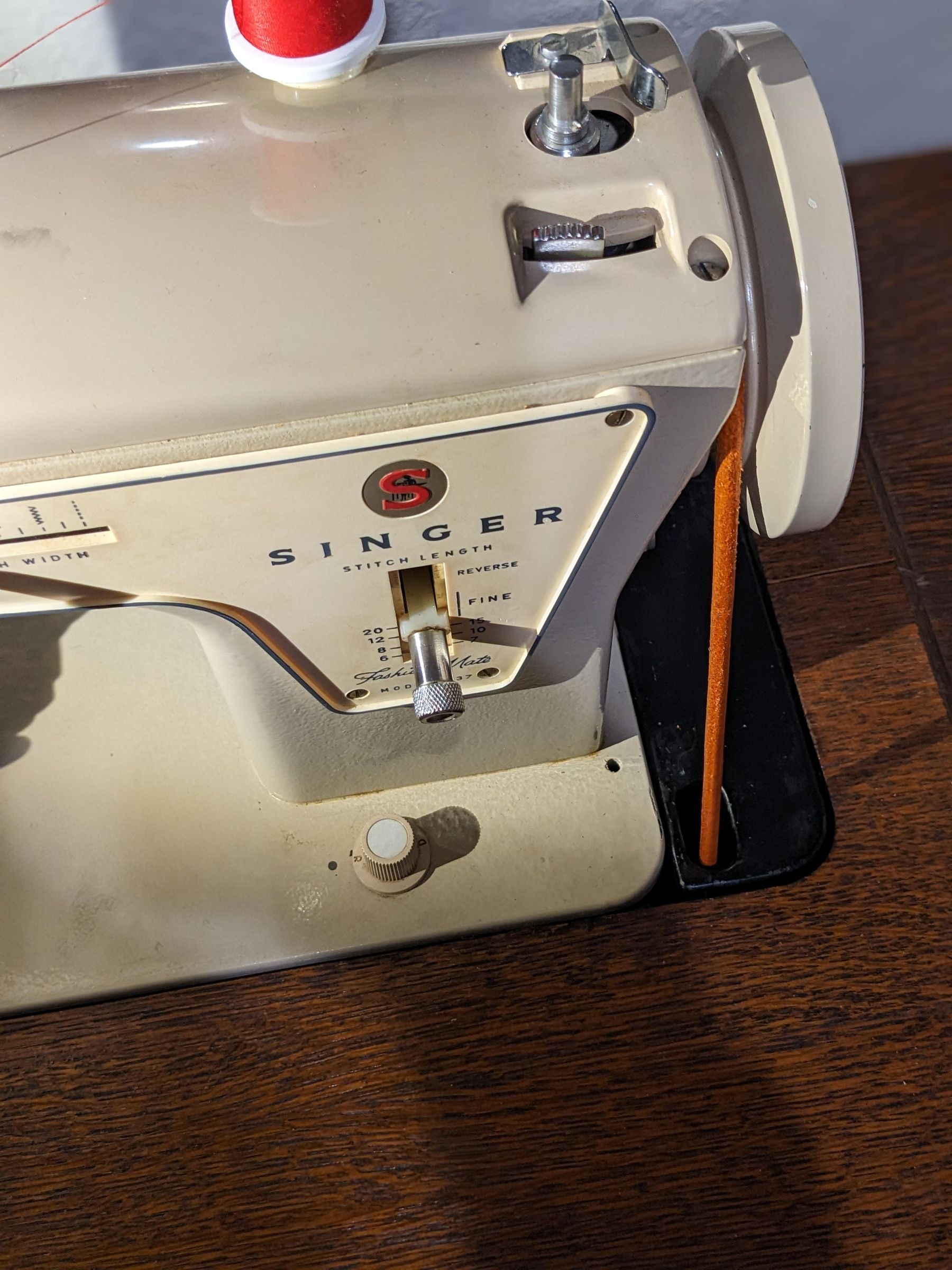 Freewheel Treadle Sewing Machine : 3 Steps (with Pictures) - Instructables