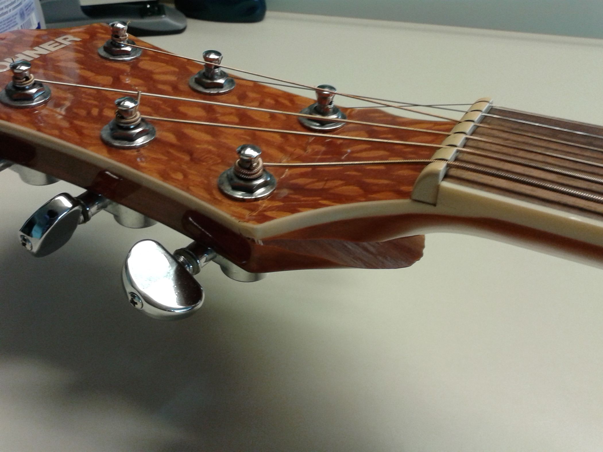How to Fix a Broken Acoustic Guitar Head : 4 Steps (with Pictures ...