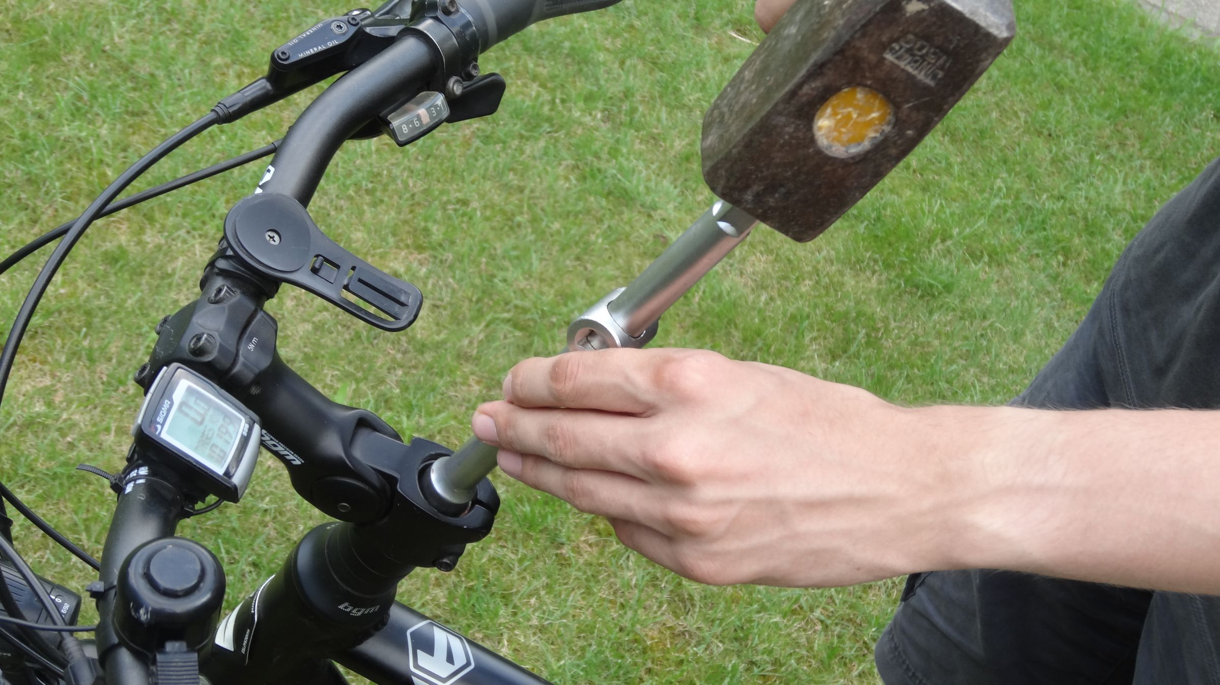 10€ BICYCLE USB CHARGER : 11 Steps (with Pictures) - Instructables