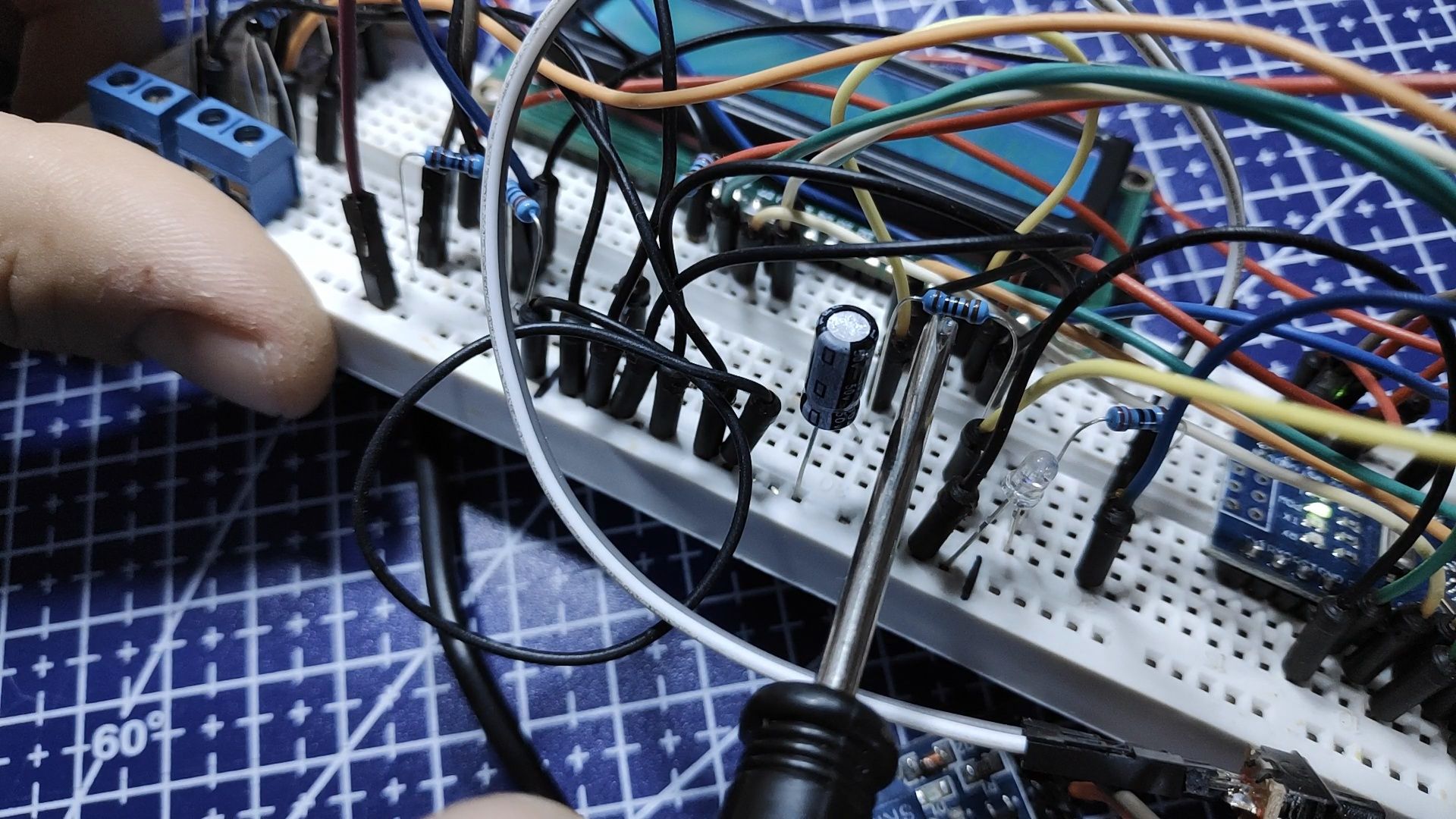 1602 LCD Contrast Control From Arduino : 5 Steps - Instructables