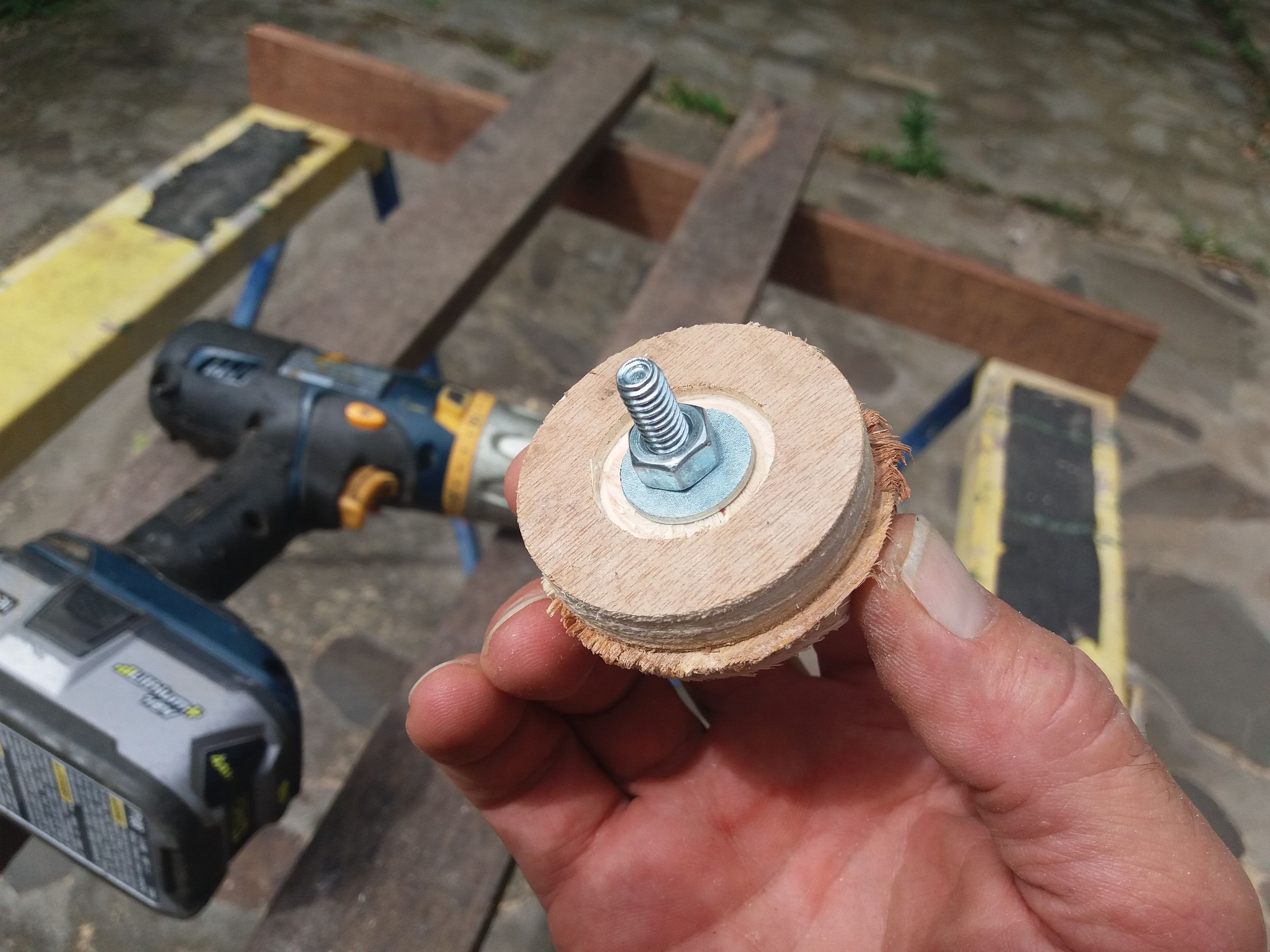 Benchtop Belt Sander Jig : 8 Steps (with Pictures) - Instructables