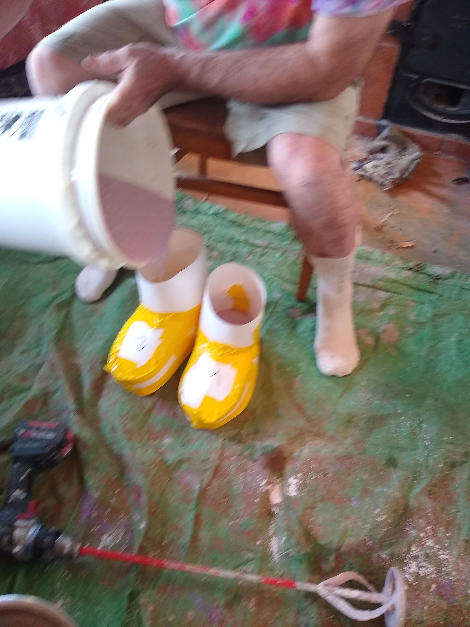 Custom Made Wide-Toe Boots Built on a Casting : 12 Steps (with Pictures ...