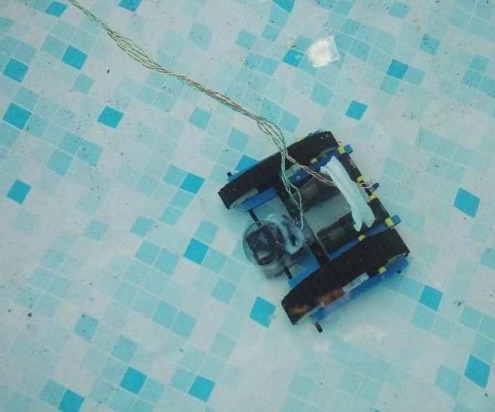 Underwater Swimming Pool Bluetooth Solar Cleaning Robot : 8 Steps ...