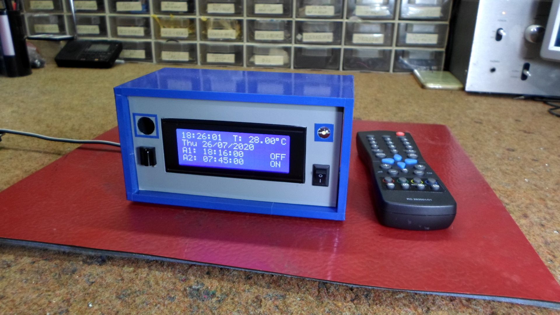 Big Arduino LCD Clock With Two Alarms and Temperature Monitor ...