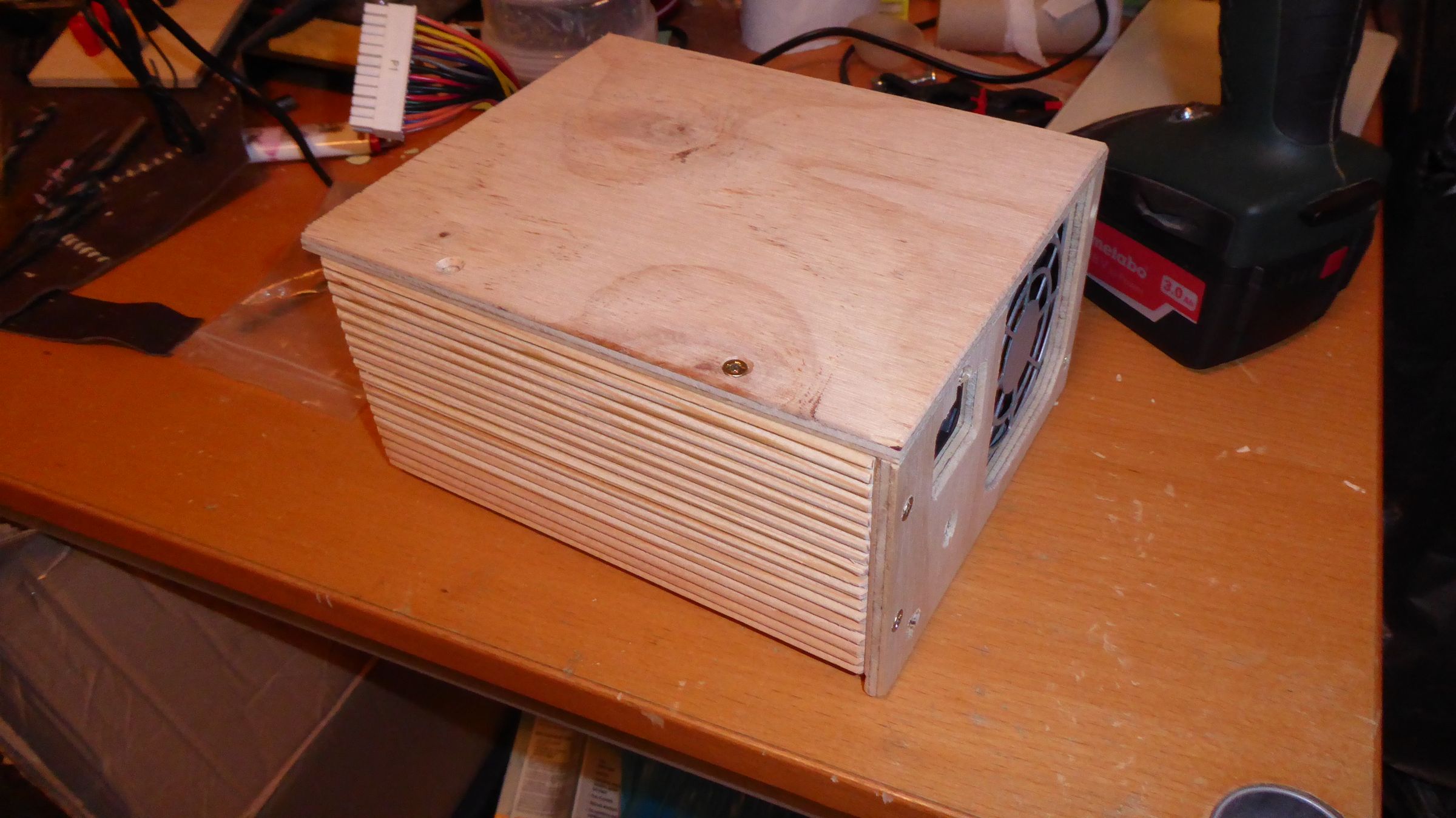 A Simple Bench Variable Power Supply : 8 Steps (with Pictures ...