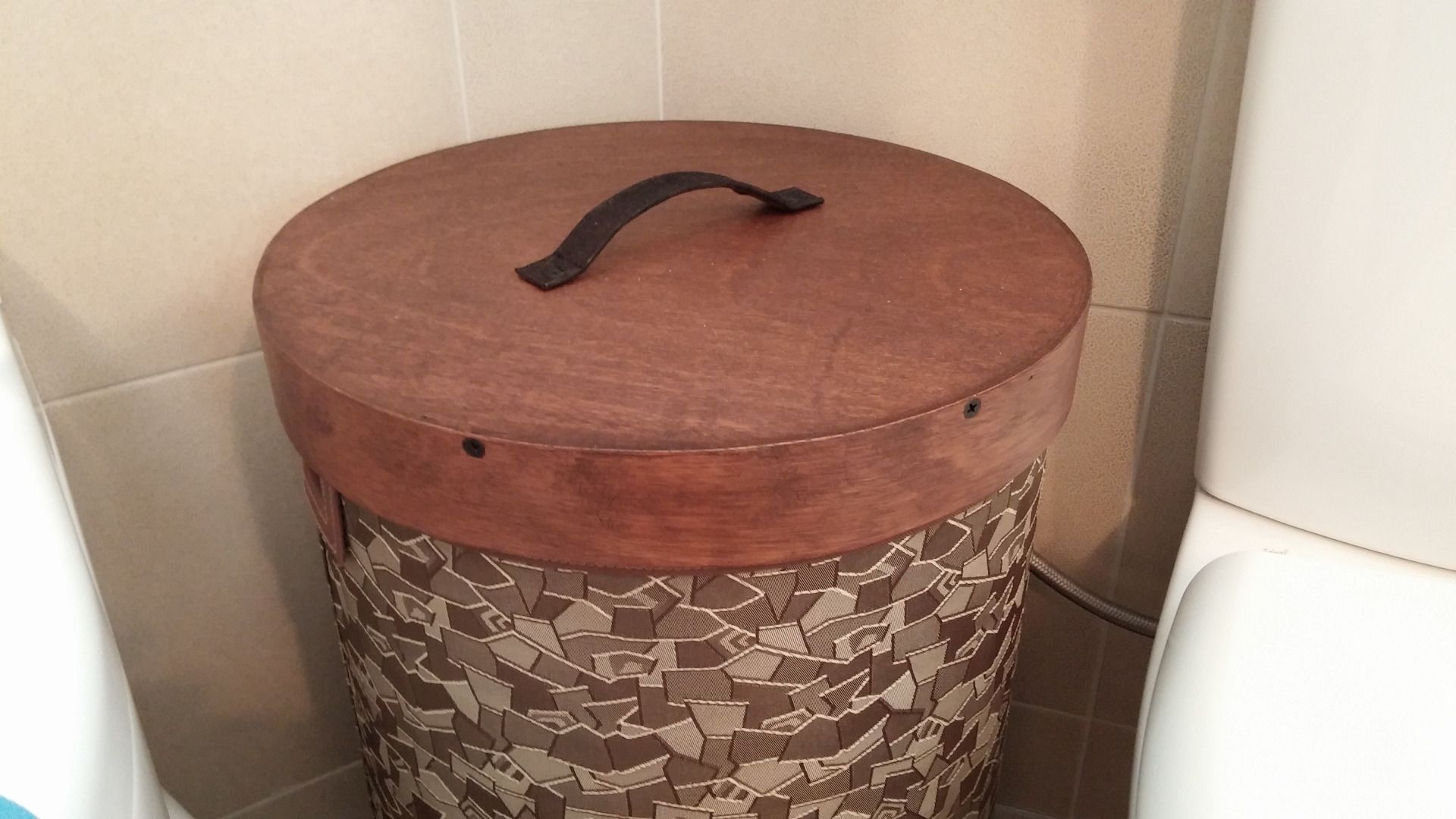 Round Wooden Lid for Hampers & Baskets : 13 Steps - Instructables