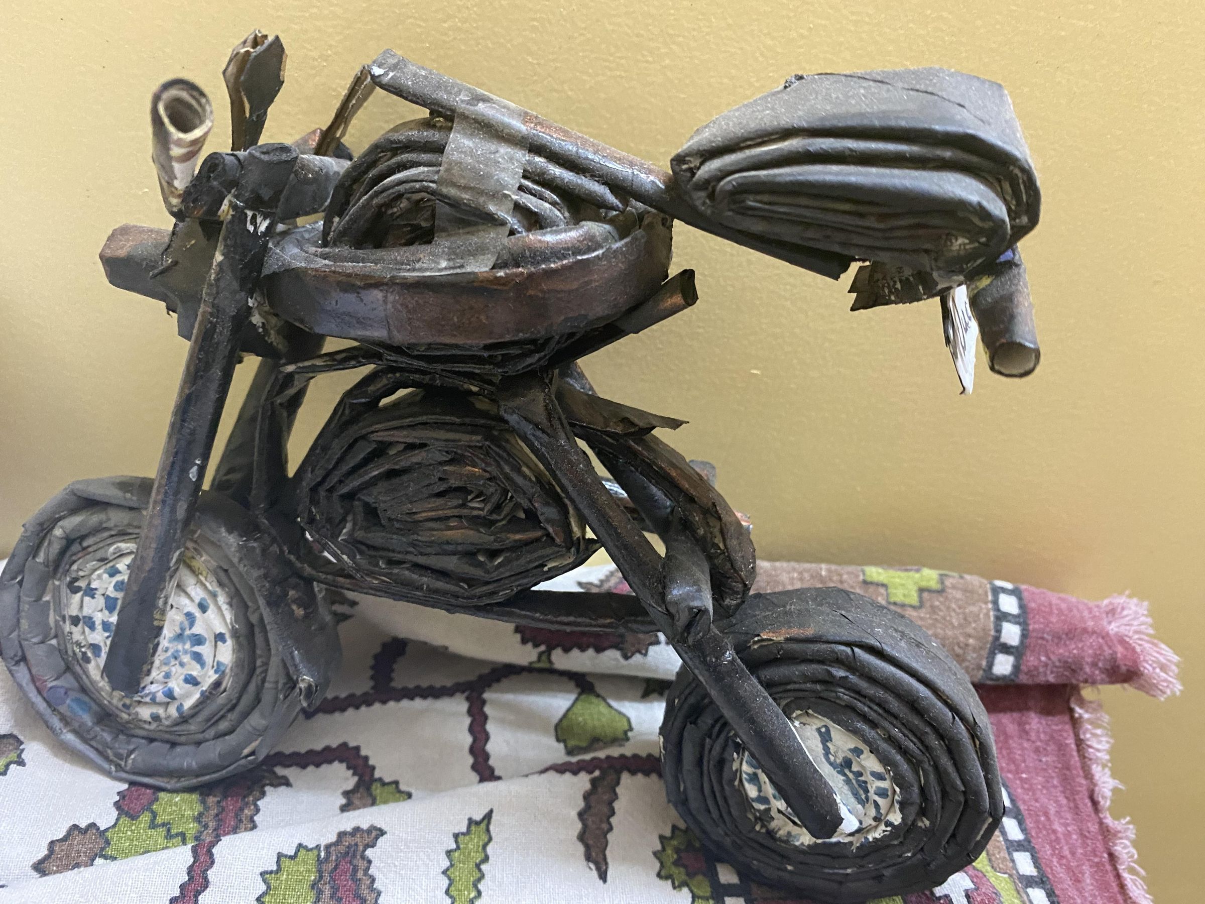 Newspaper Ducati Bike : 3 Steps - Instructables