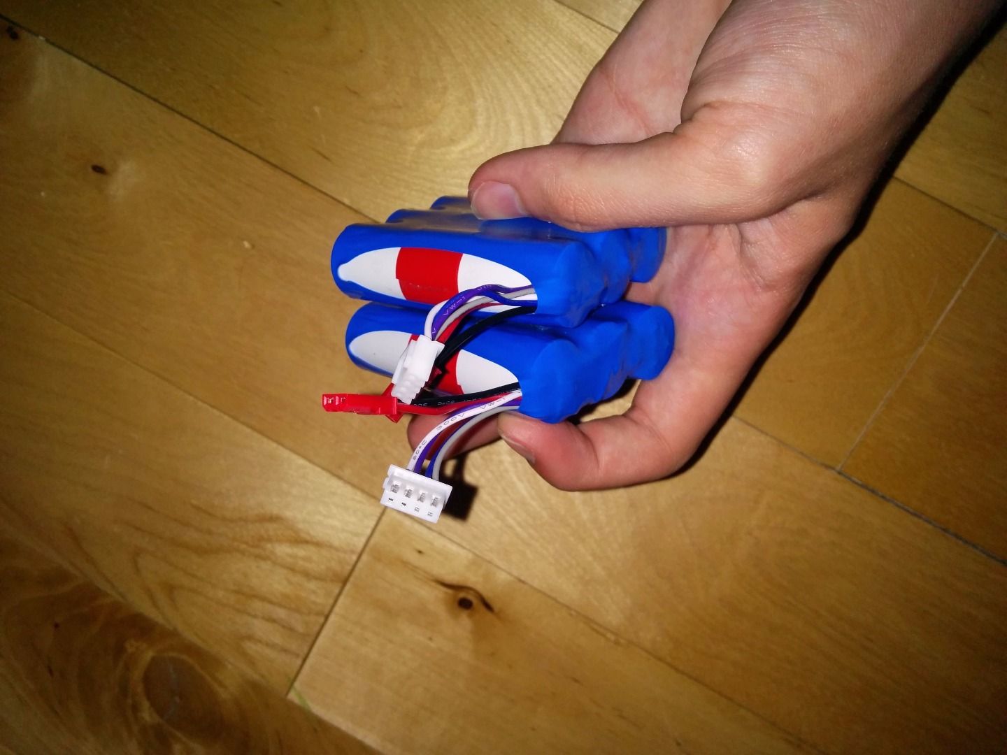 DIY Battery Pack for FPV (recycling 18650 Cells From a Laptop) : 9 ...