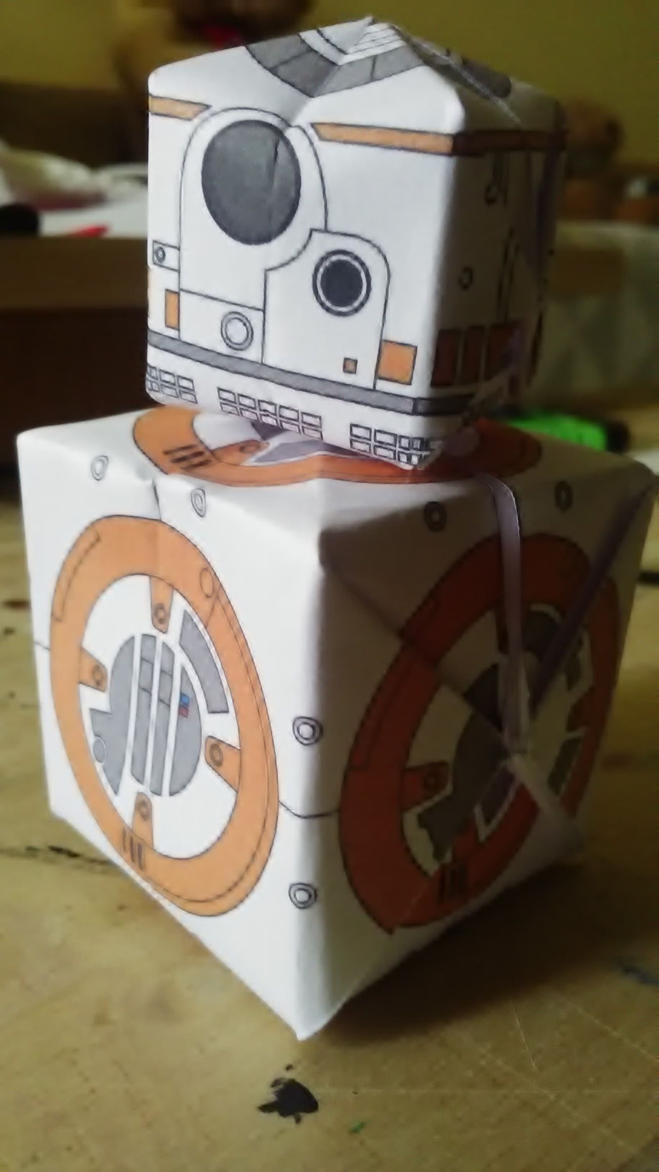 Origami BB-8 : 16 Steps (with Pictures) - Instructables