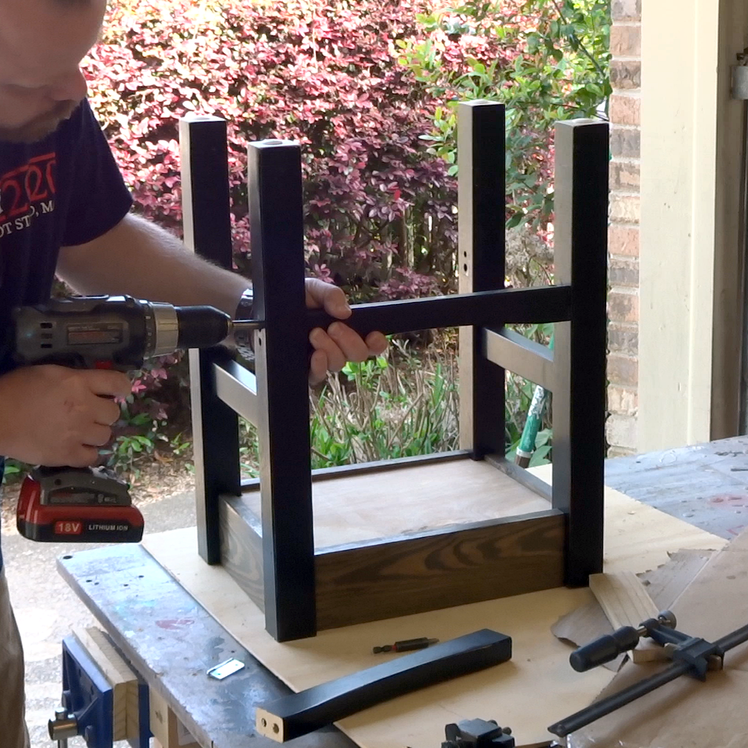 From Broken Stool to Side Table : 13 Steps (with Pictures) - Instructables