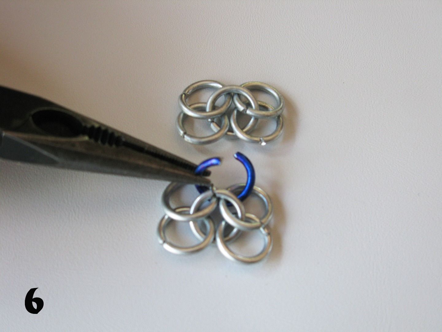 Chainmail Armor Tutorial : 4 Steps (with Pictures) - Instructables