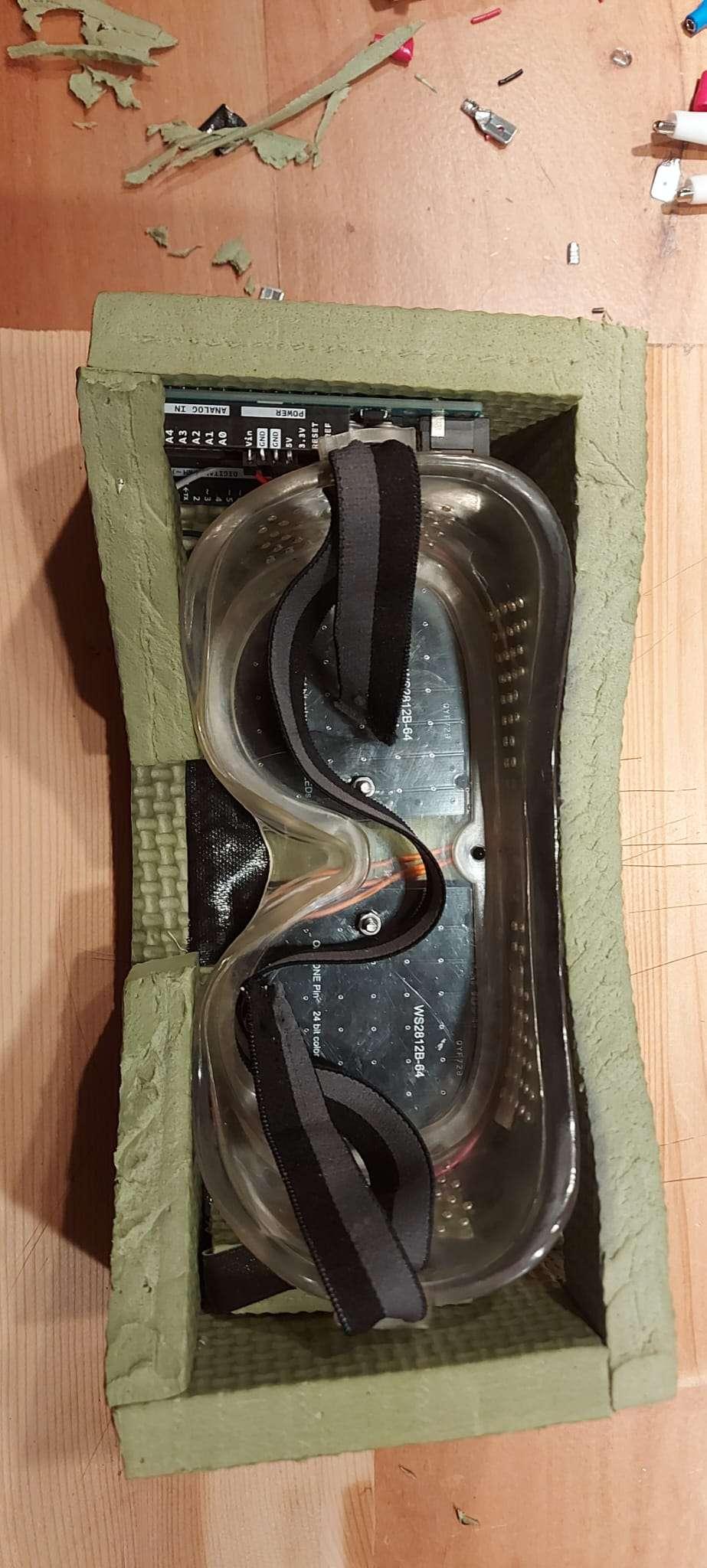 Adruino Led Bril : 8 Steps - Instructables