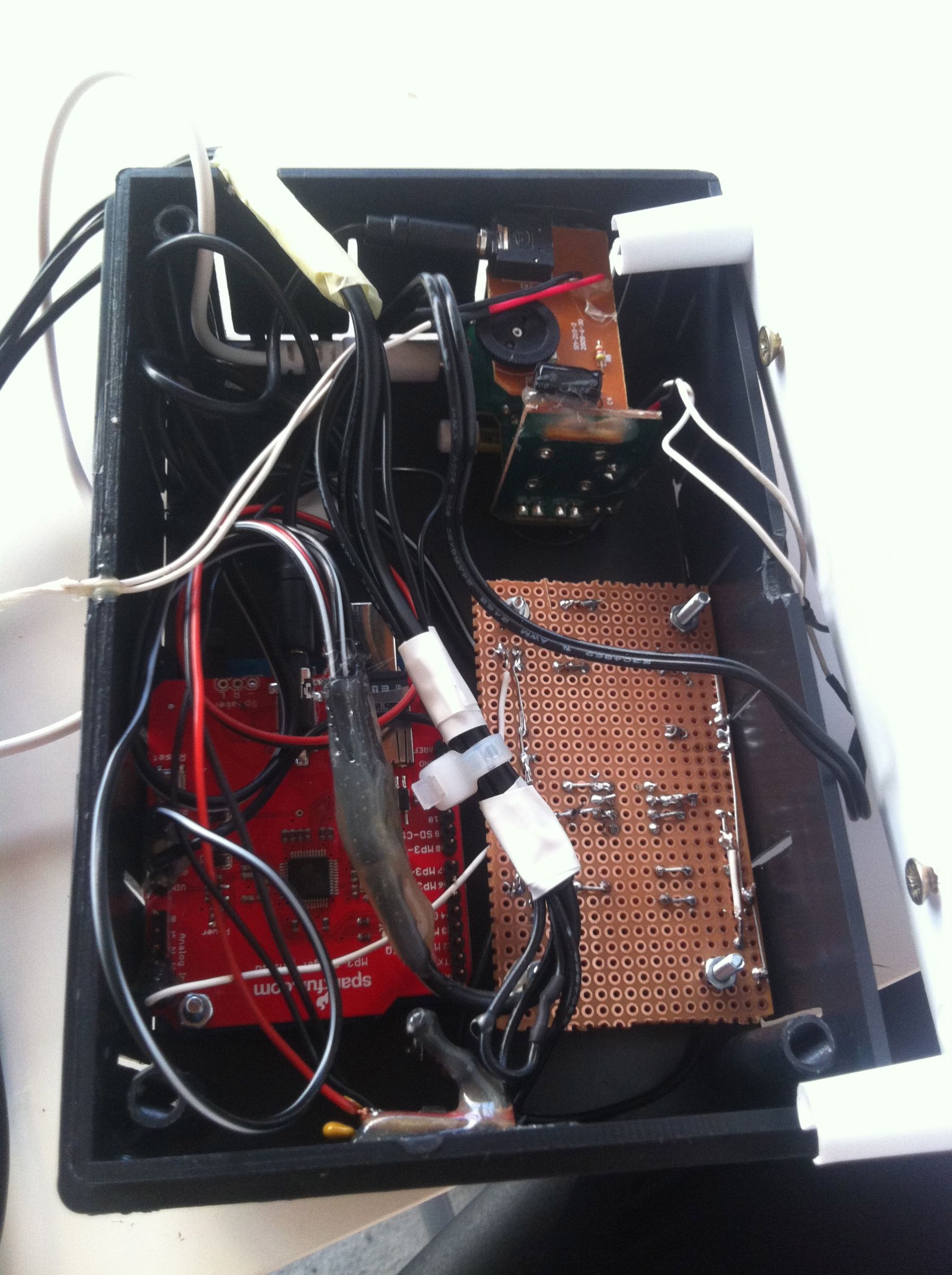 Interactive Sculpture (Talking Double Head by Touching Plasma Ball) : 7 ...