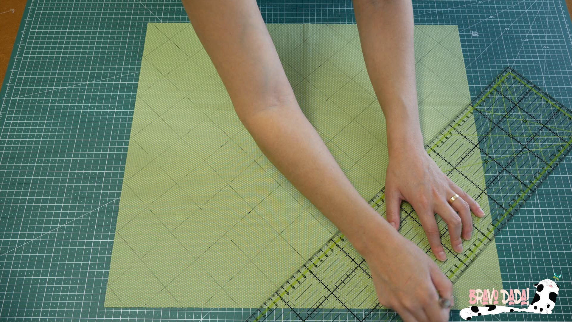 DIY How to Make a Quilted Fabric Bread Basket - Bravo Dada! Sewing ...