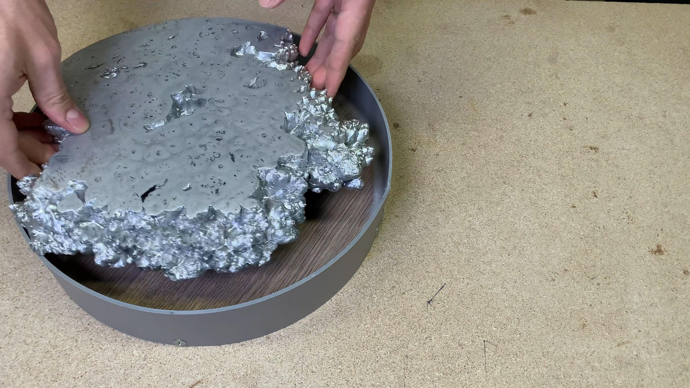 Frosted Epoxy Resin Clock : 20 Steps (with Pictures) - Instructables