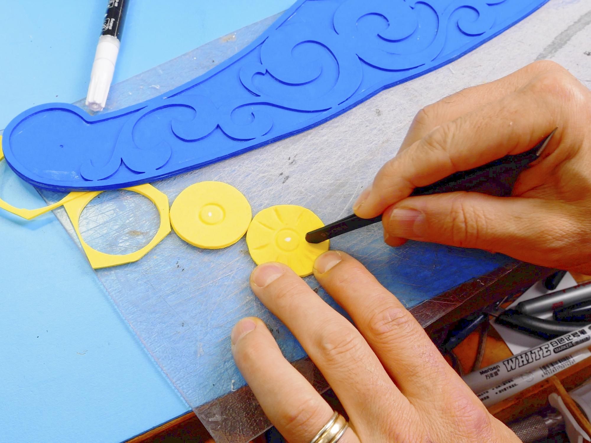 DIY Spartan Helmet Costume From Foam! : 27 Steps (with Pictures ...