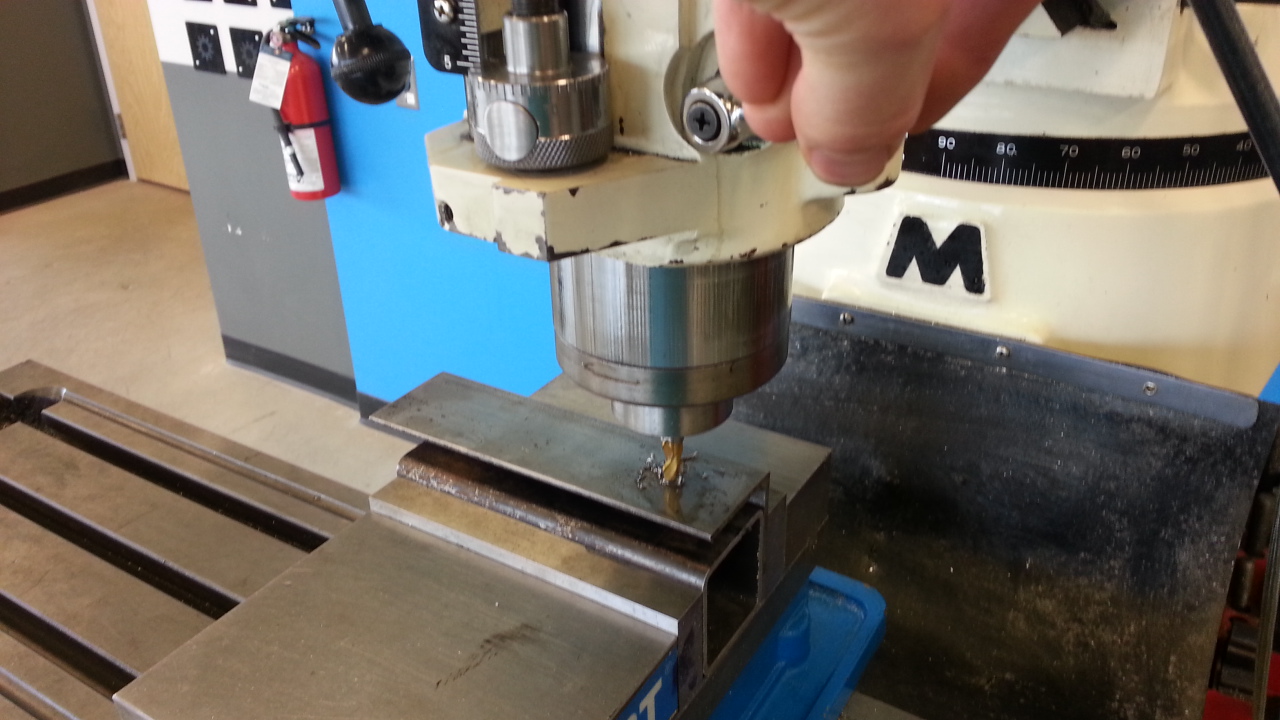 How to Make Slotted Holes in Angle Iron : 4 Steps - Instructables