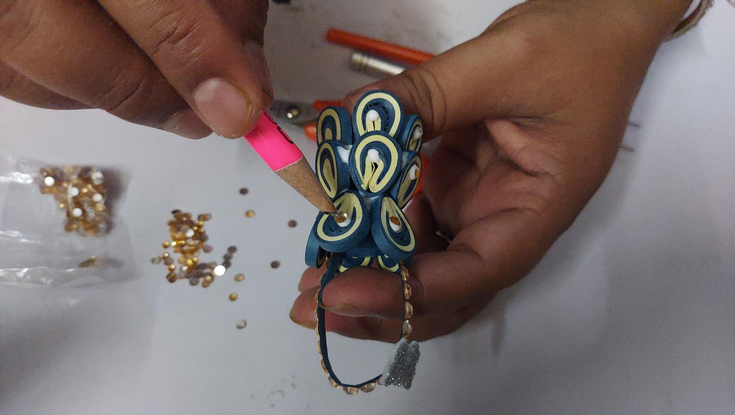 Paper Quilling Mini Basket : 8 Steps (with Pictures) - Instructables