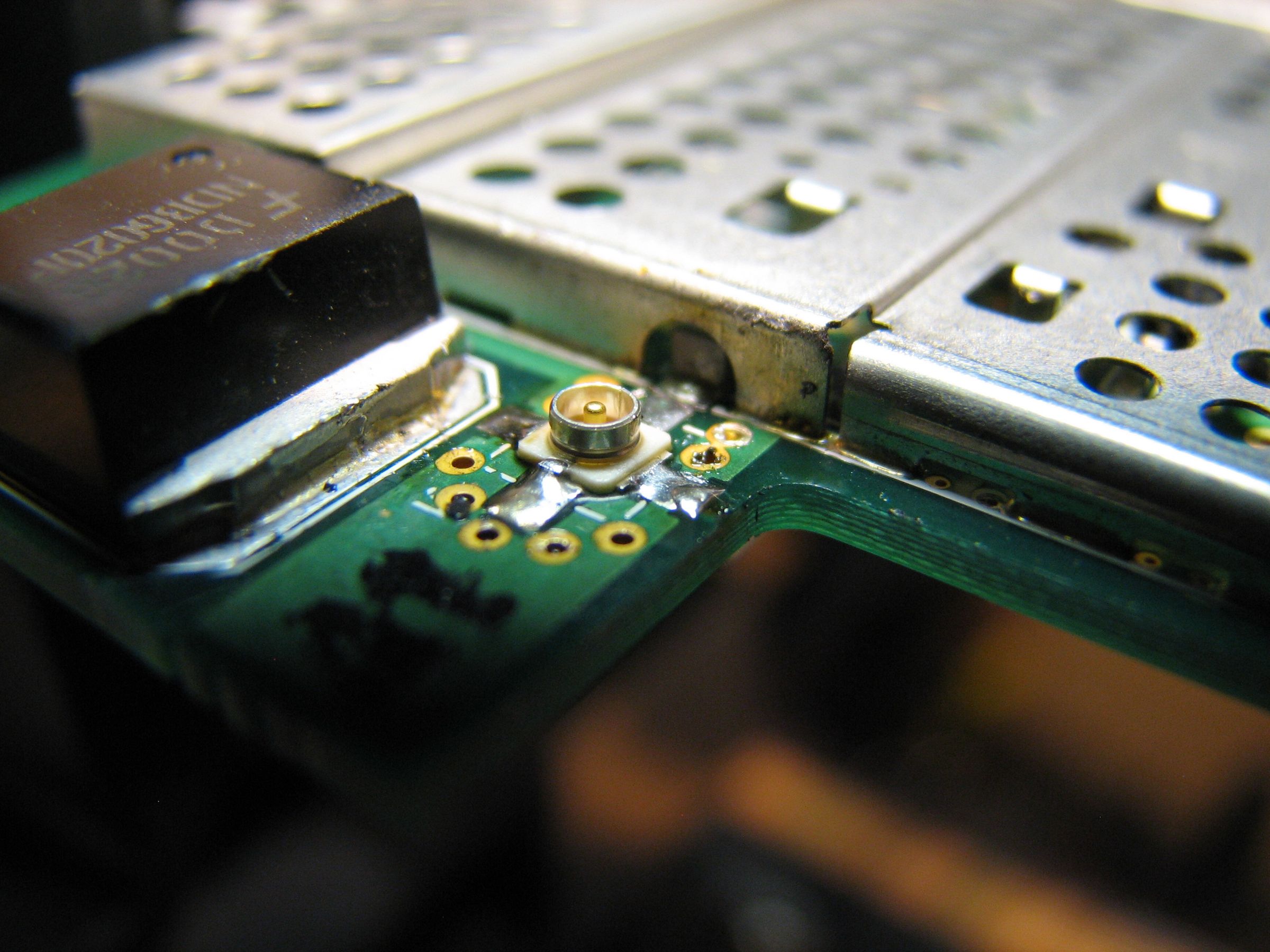 Mod a Ricochet Radio Modem to Take an External Antenna : 8 Steps ...