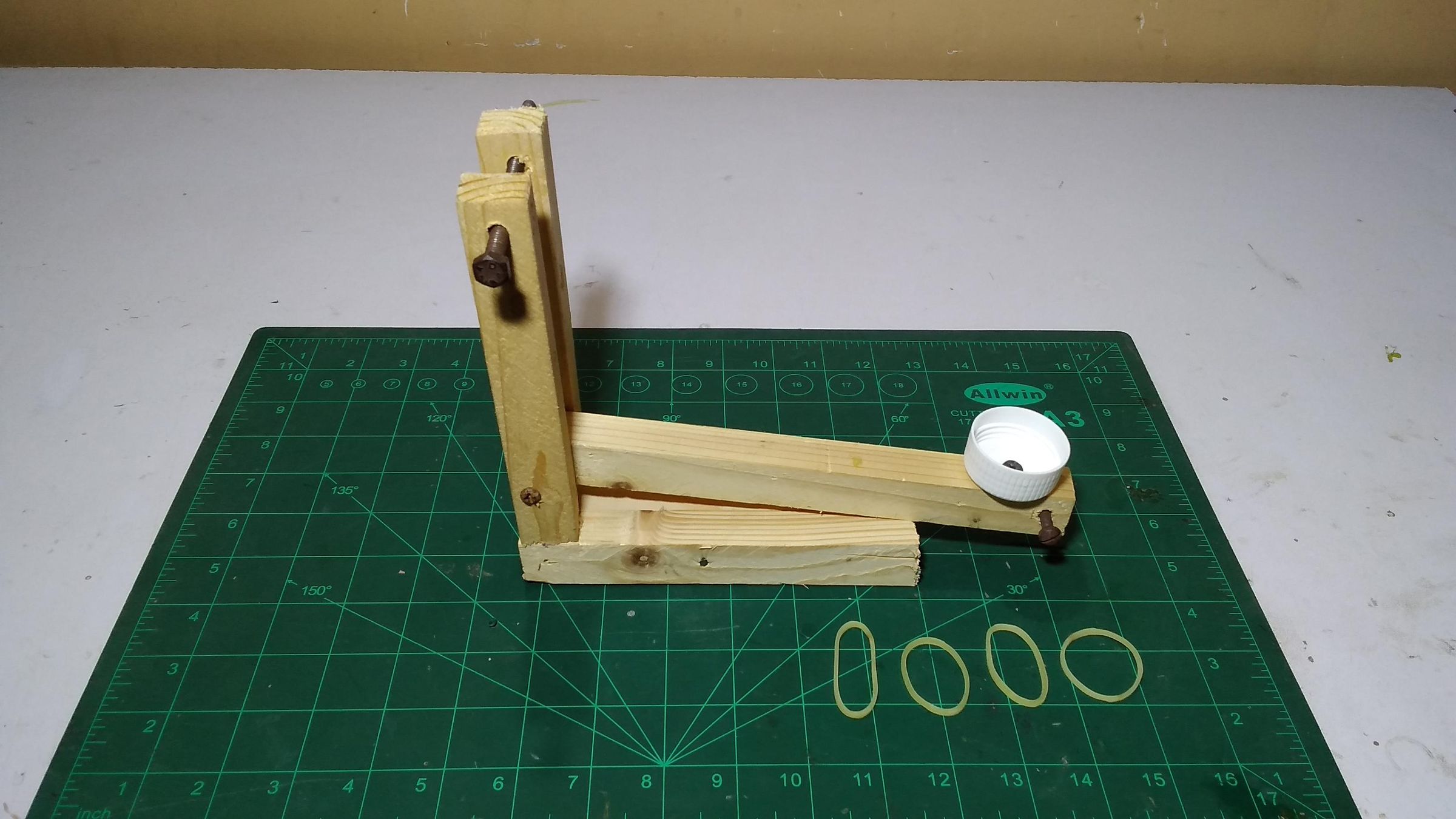 How to Make Wooden Catapult : 5 Steps (with Pictures) - Instructables