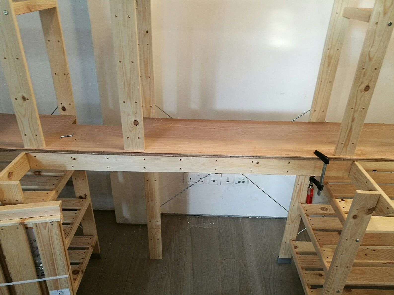 Quick & Easy Lightweight Work Bench : 6 Steps (with Pictures ...